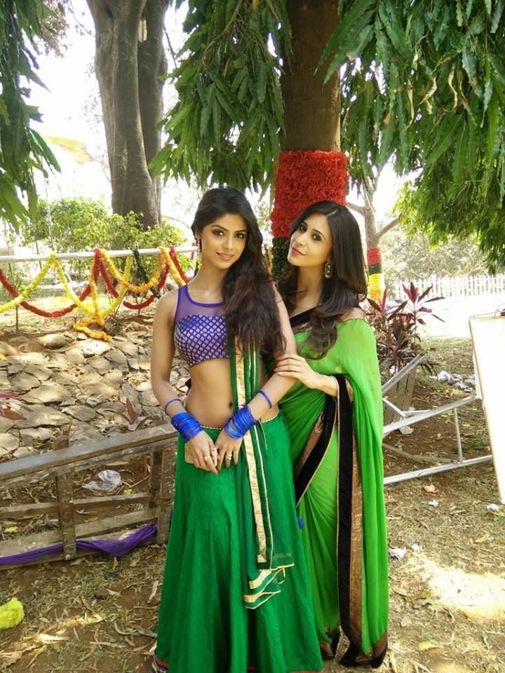 Double Trouble 3 - Front/Back | Scrolller