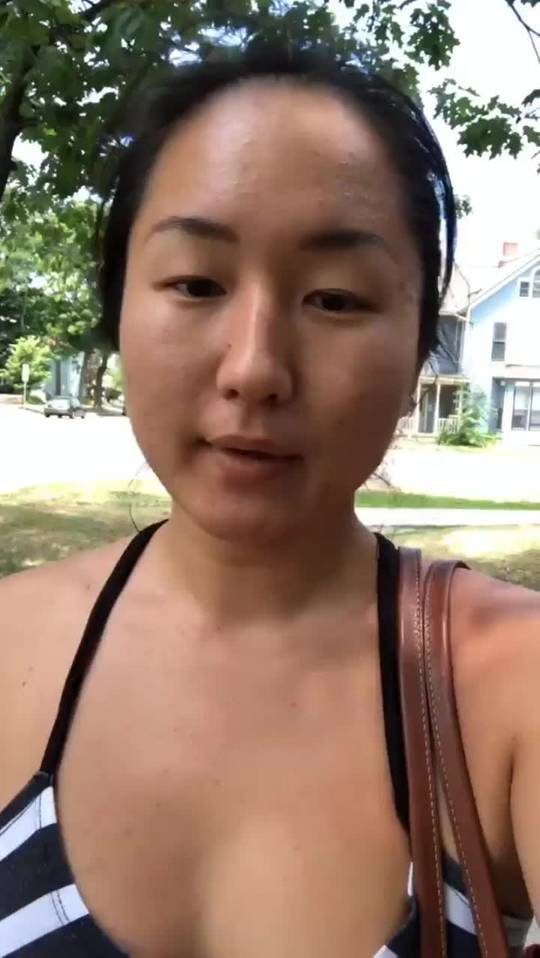 Down blouse and pokies are not mutually exclusive | Scrolller