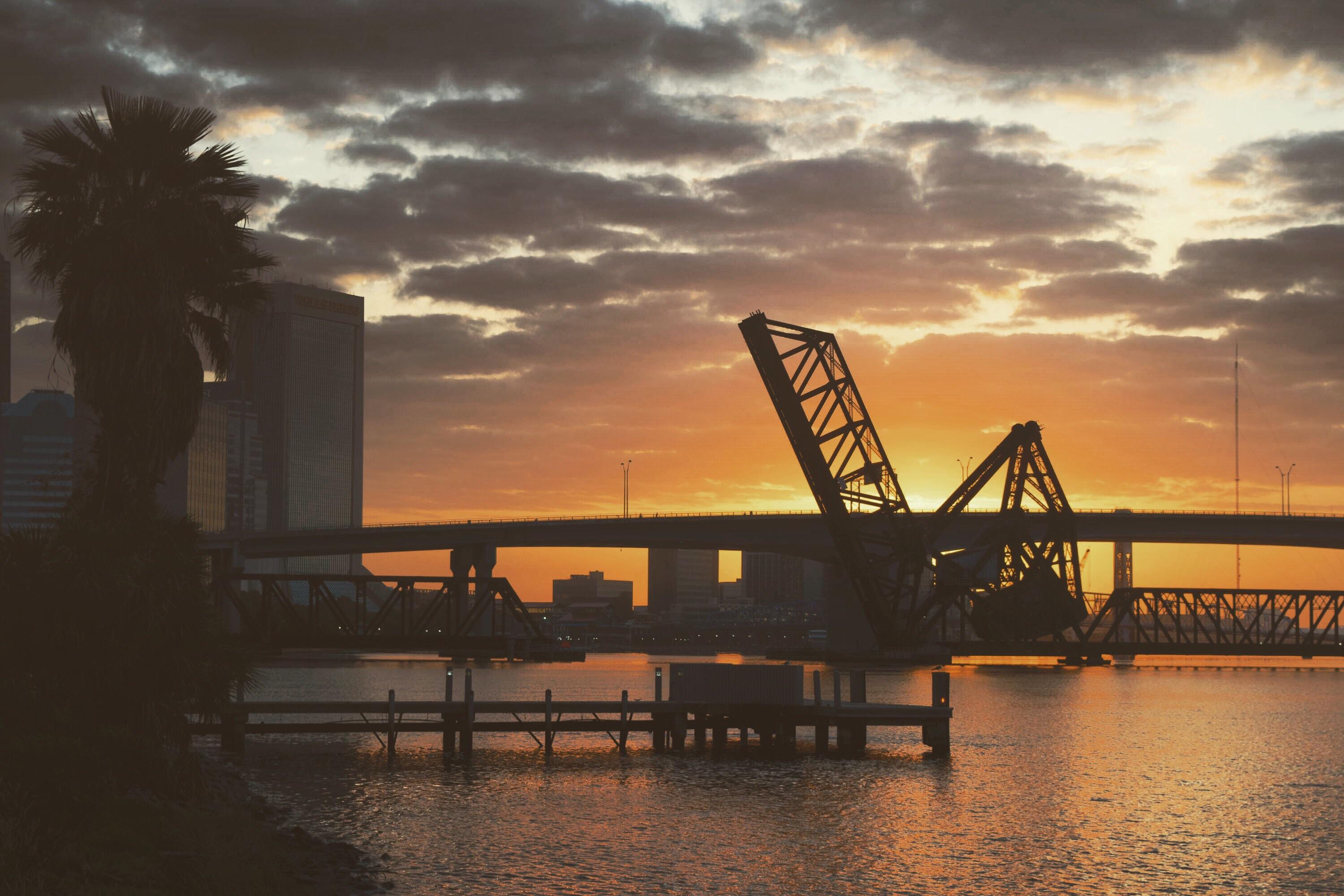 Downtown glow from the Riverwalk [OC] | Scrolller