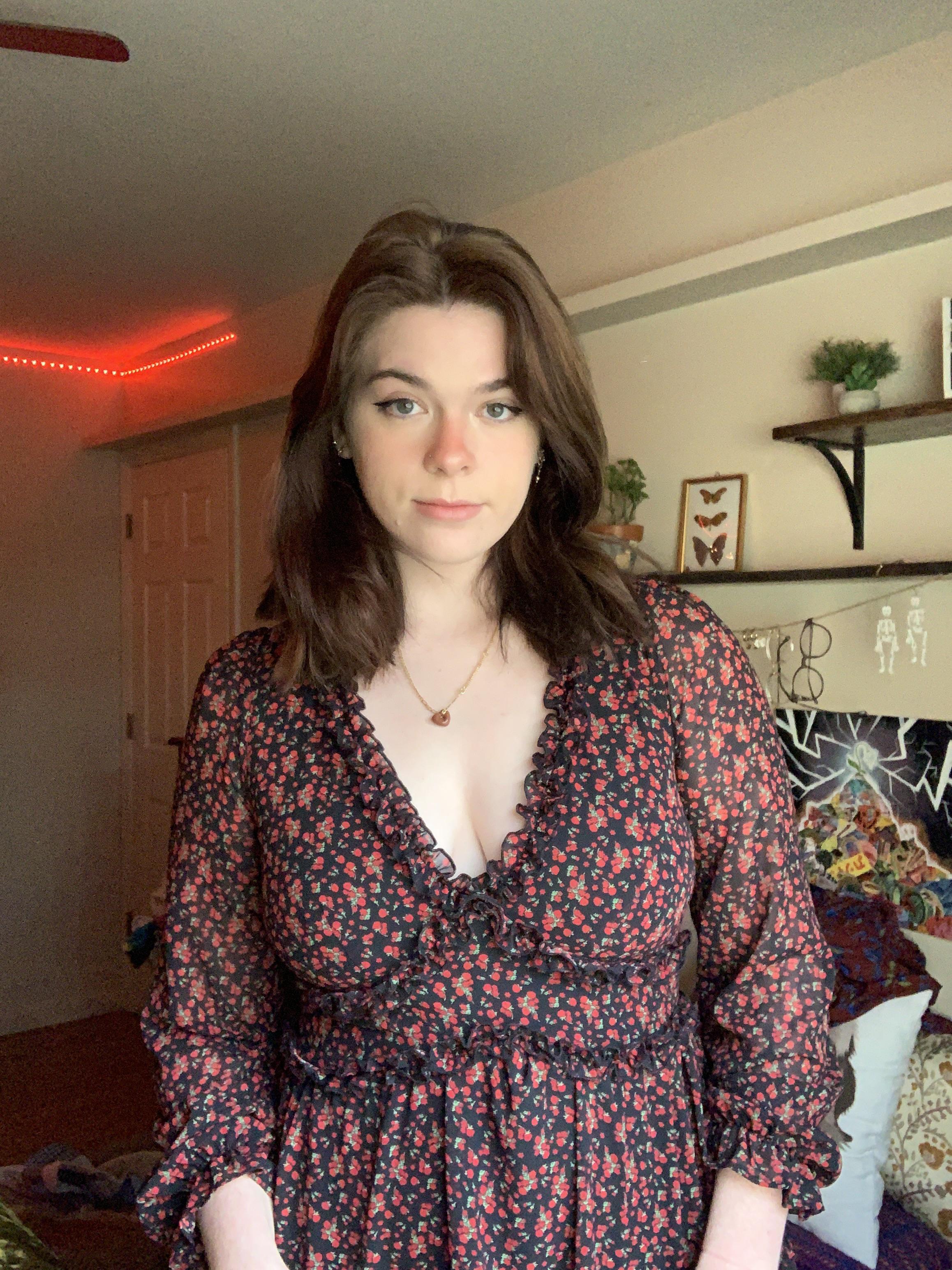 Drained a slave and bought myself this dress. I want more. Message me if you dare | Scrolller