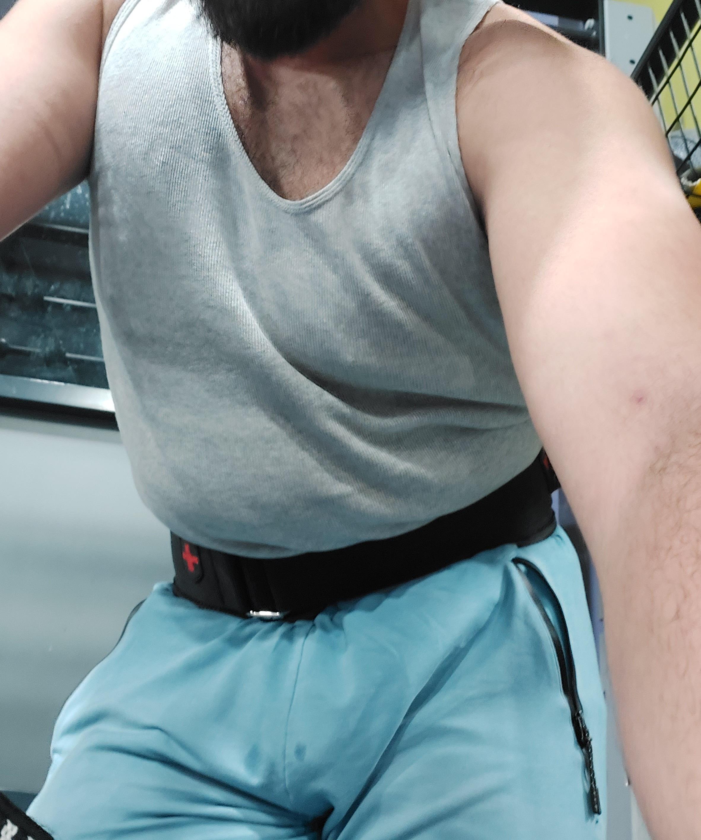 Dripping on leg day | Scrolller