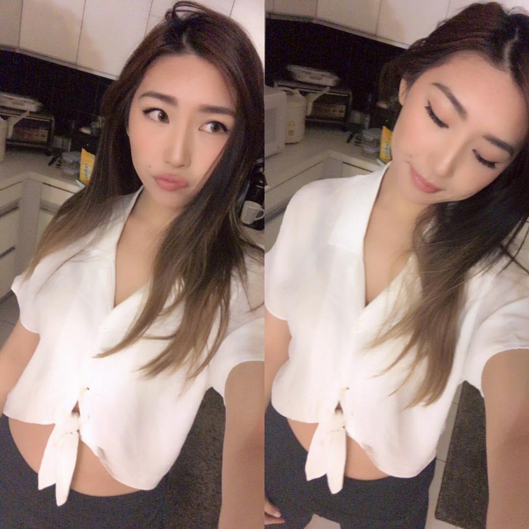 Duck Face Pose 😚 | Scrolller