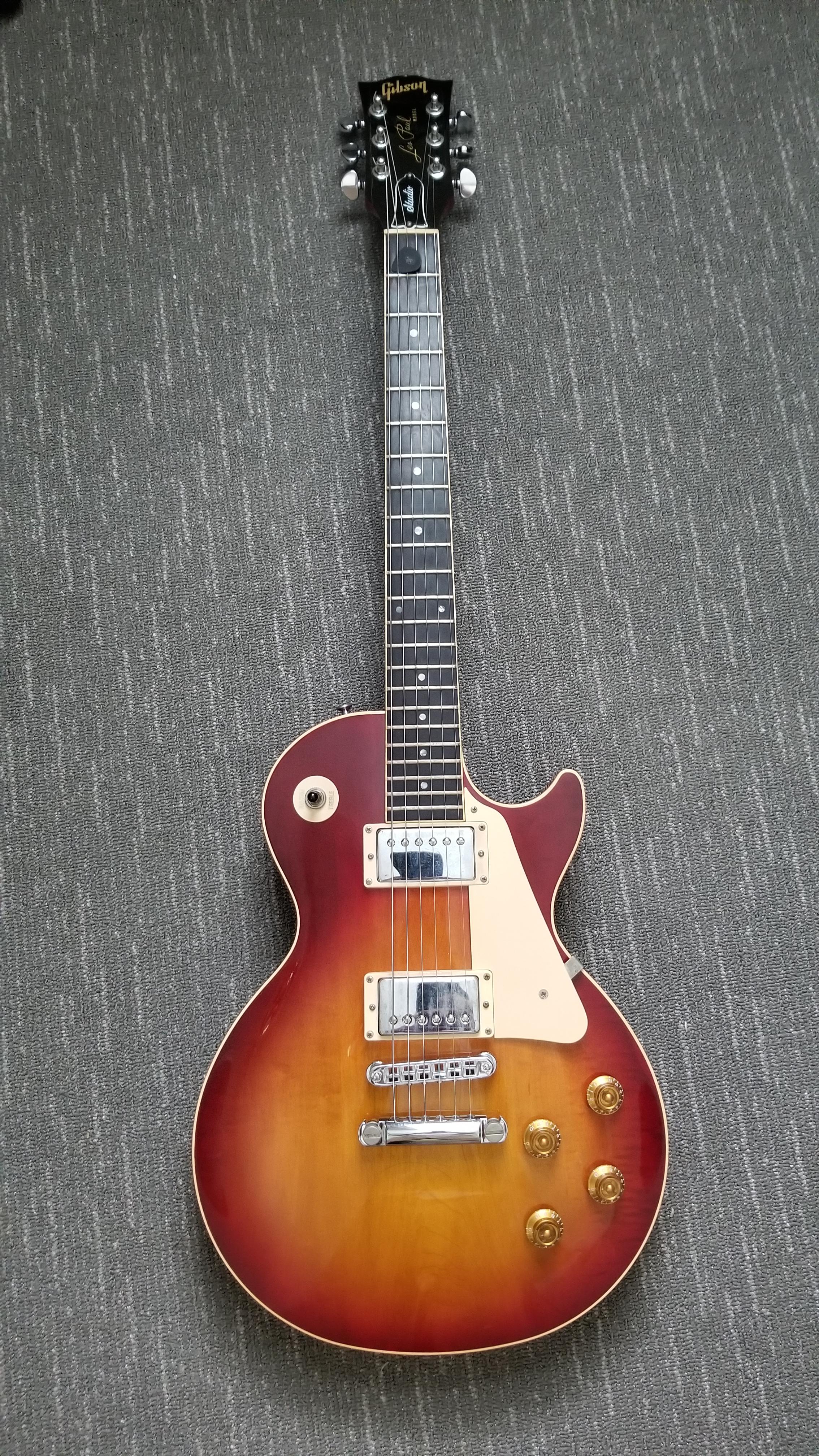 Early 80's Les Paul Studio Standard | Scrolller