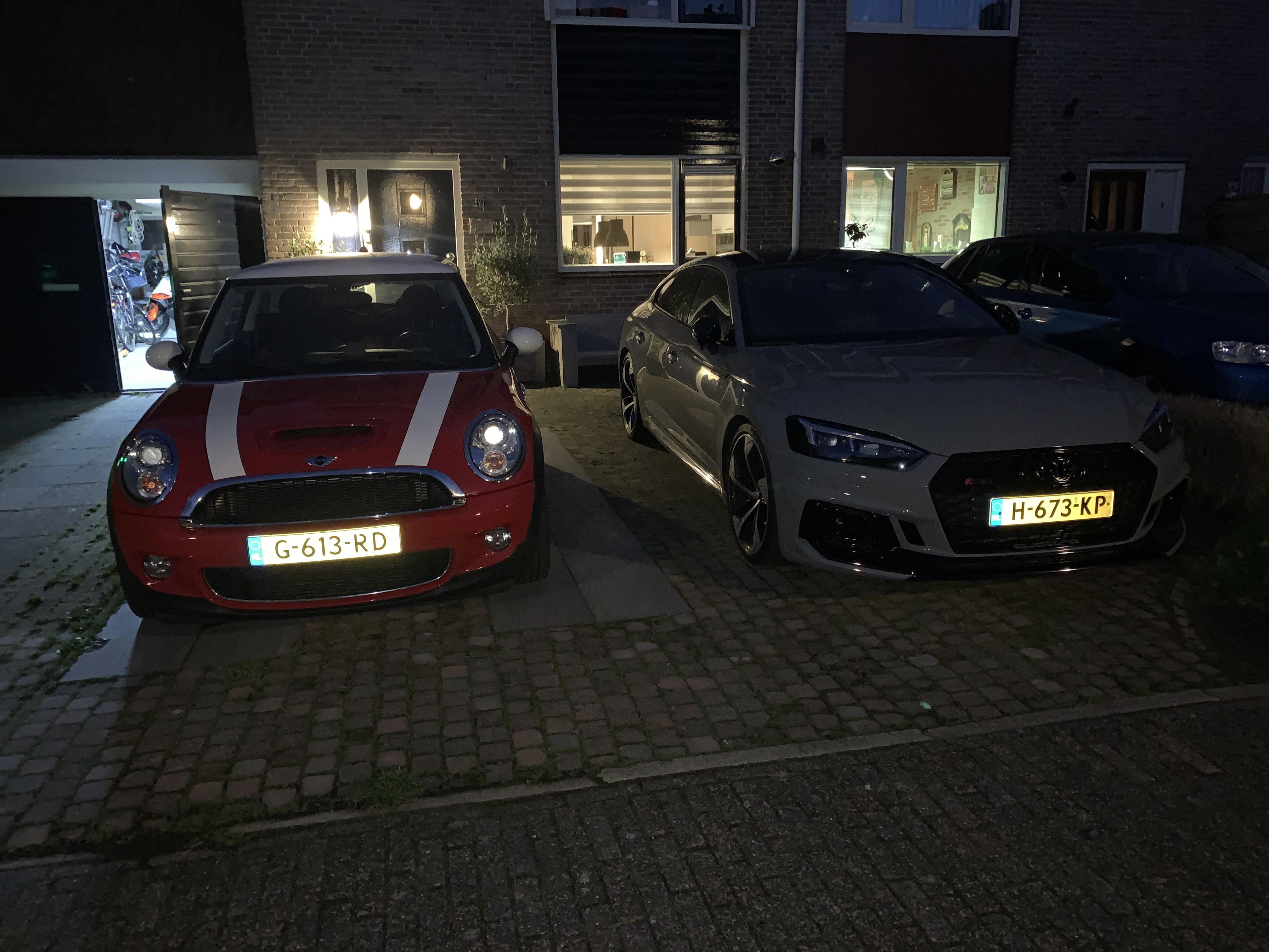Early morning cake day pic of my r56 next to my brother-in-laws rs5 “cheers”! | Scrolller