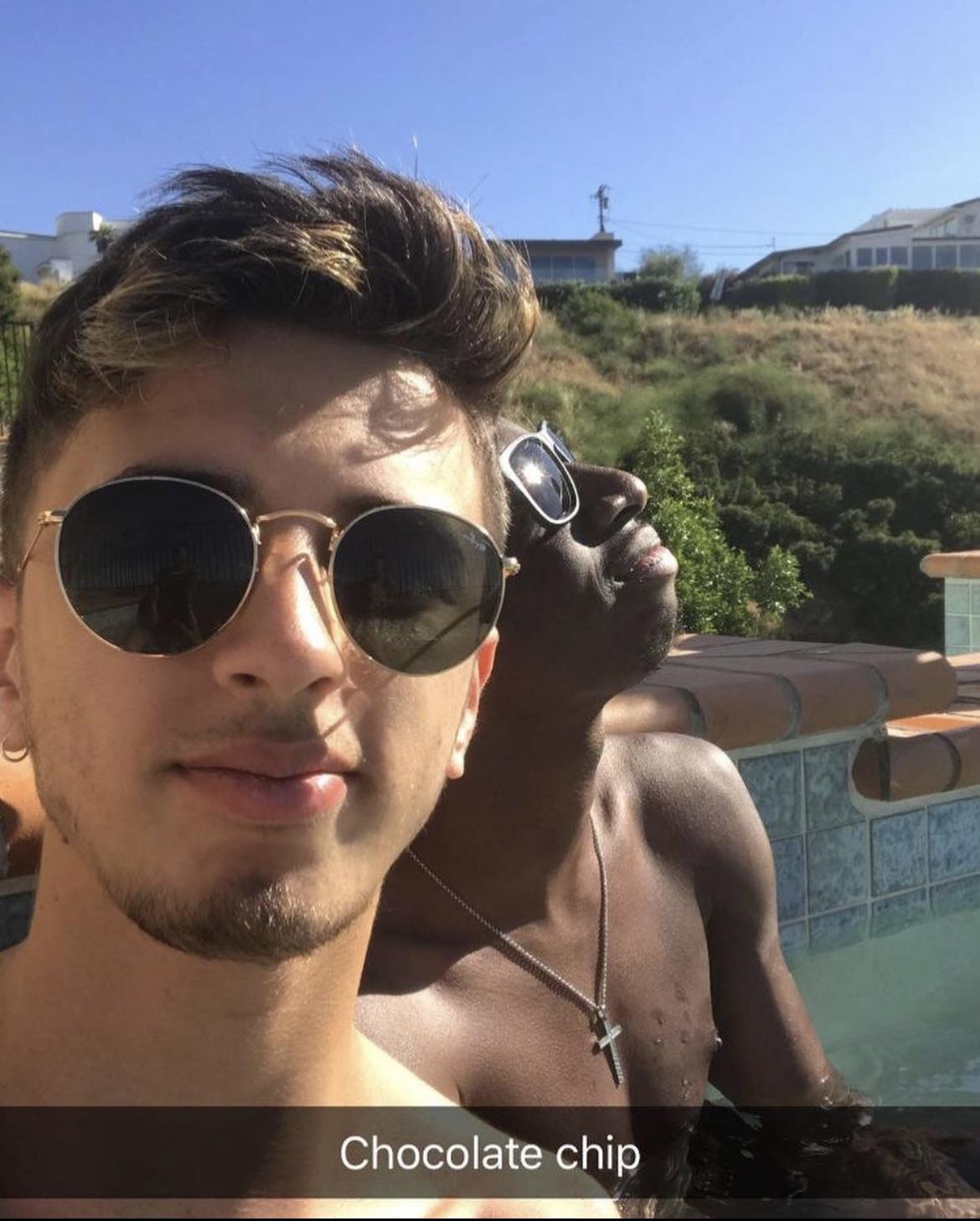 East to the west tobi and chip😂 | Scrolller