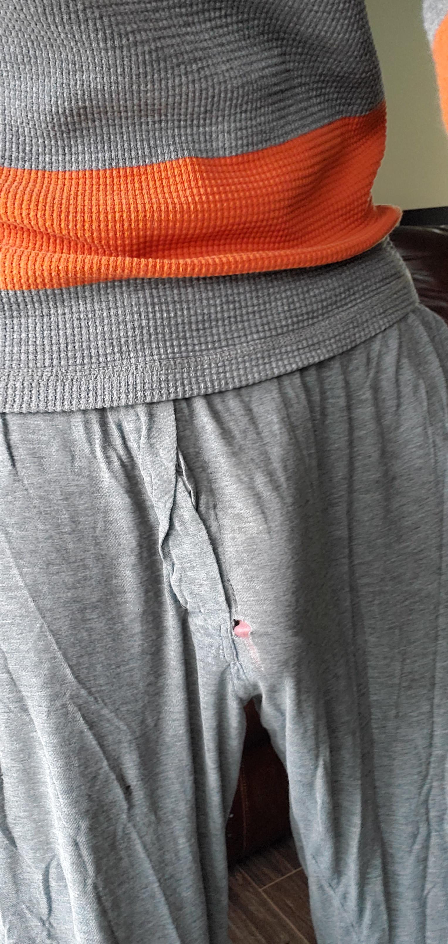 The hole should prove I'm going commando | Scrolller