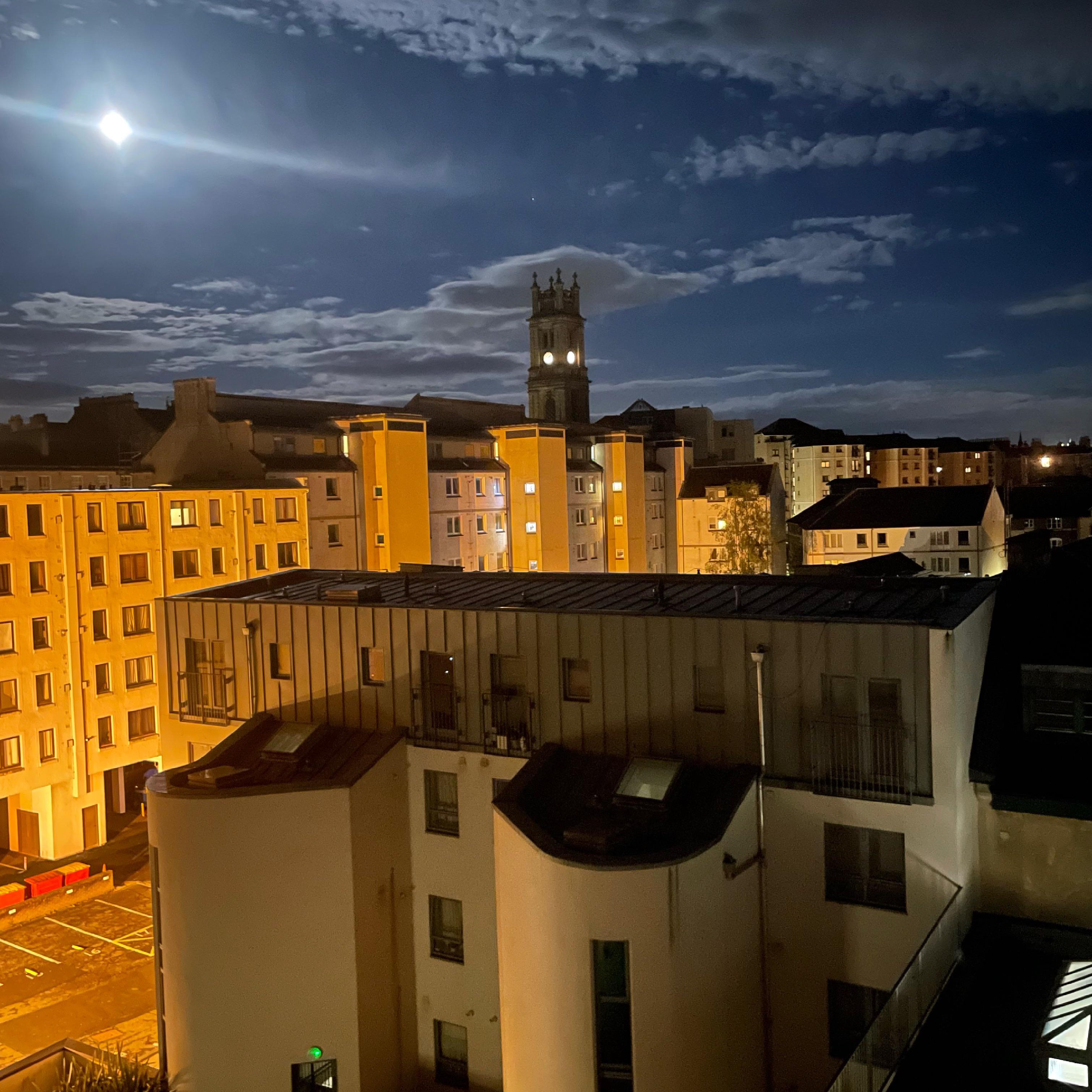 Edinburgh, Scotland [OC] | Scrolller