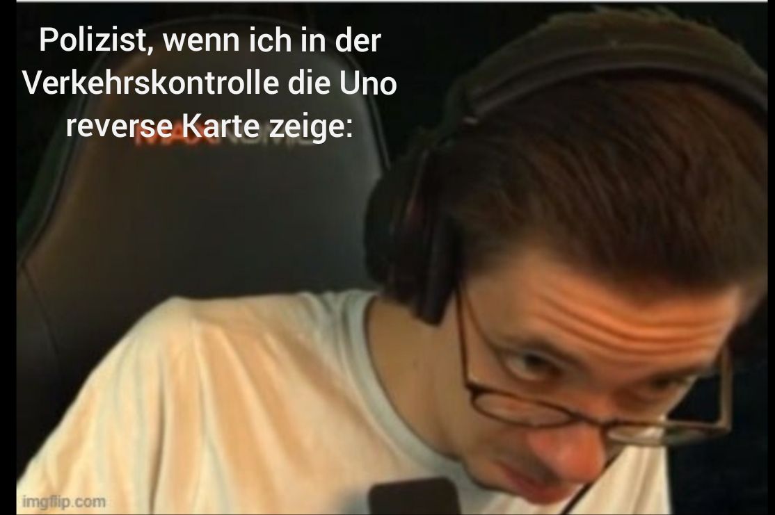 Einmal den Ausweis bitte | Scrolller