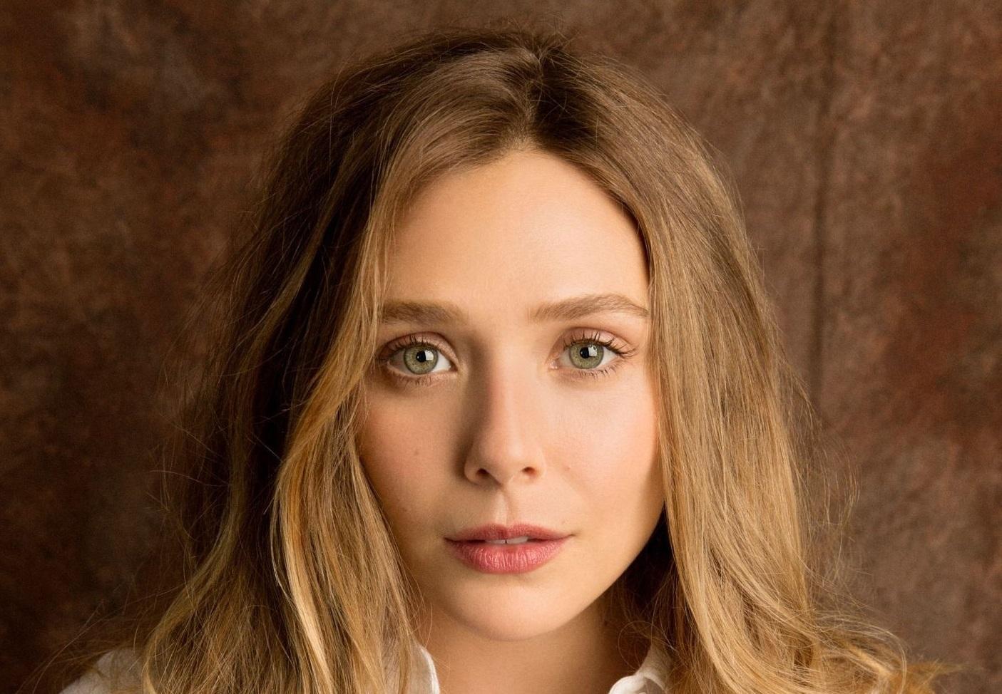 Elizabeth Olsen | Scrolller
