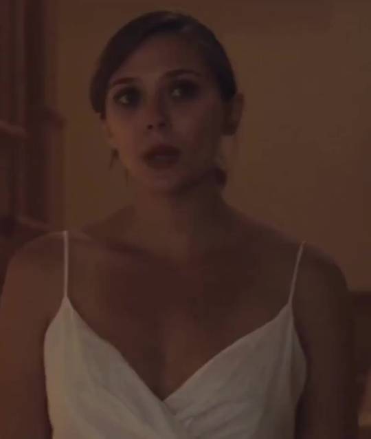 Elizabeth Olsen's beautiful body | Scrolller