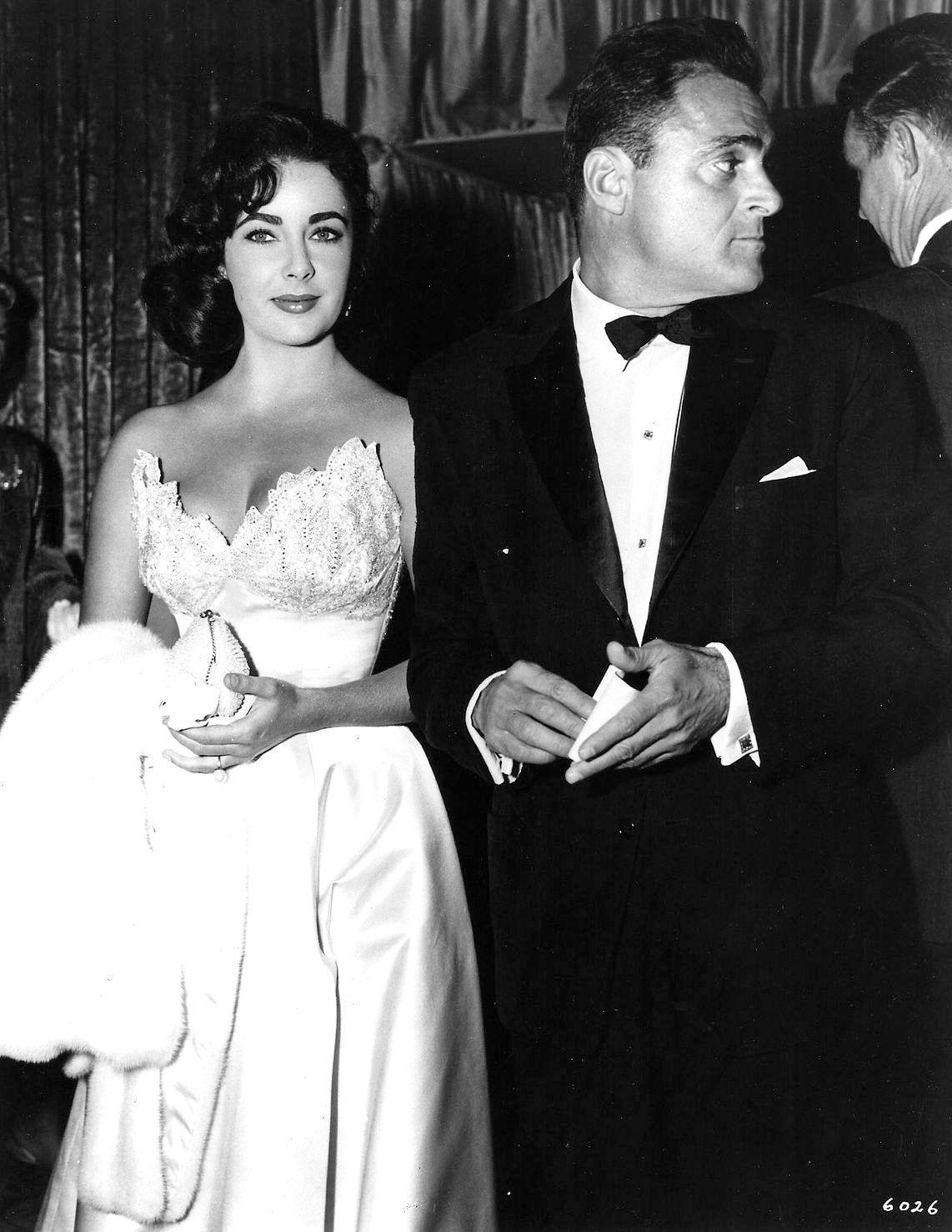 Elizabeth Taylor and Mike Todd, 1957 | Scrolller
