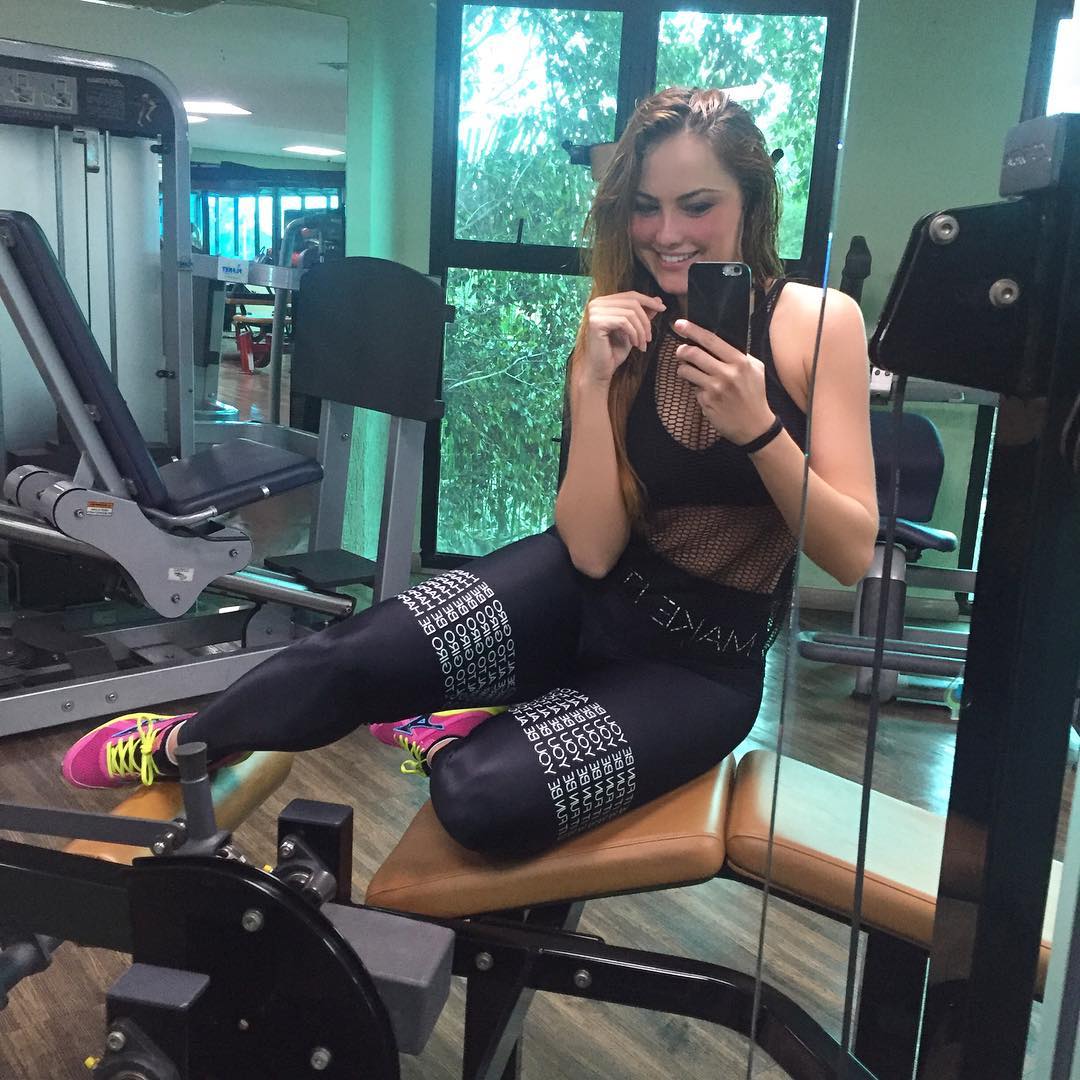 Ellen Rocche | Scrolller