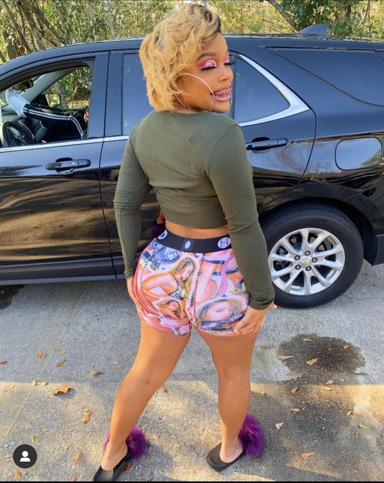 emily ears | Scrolller