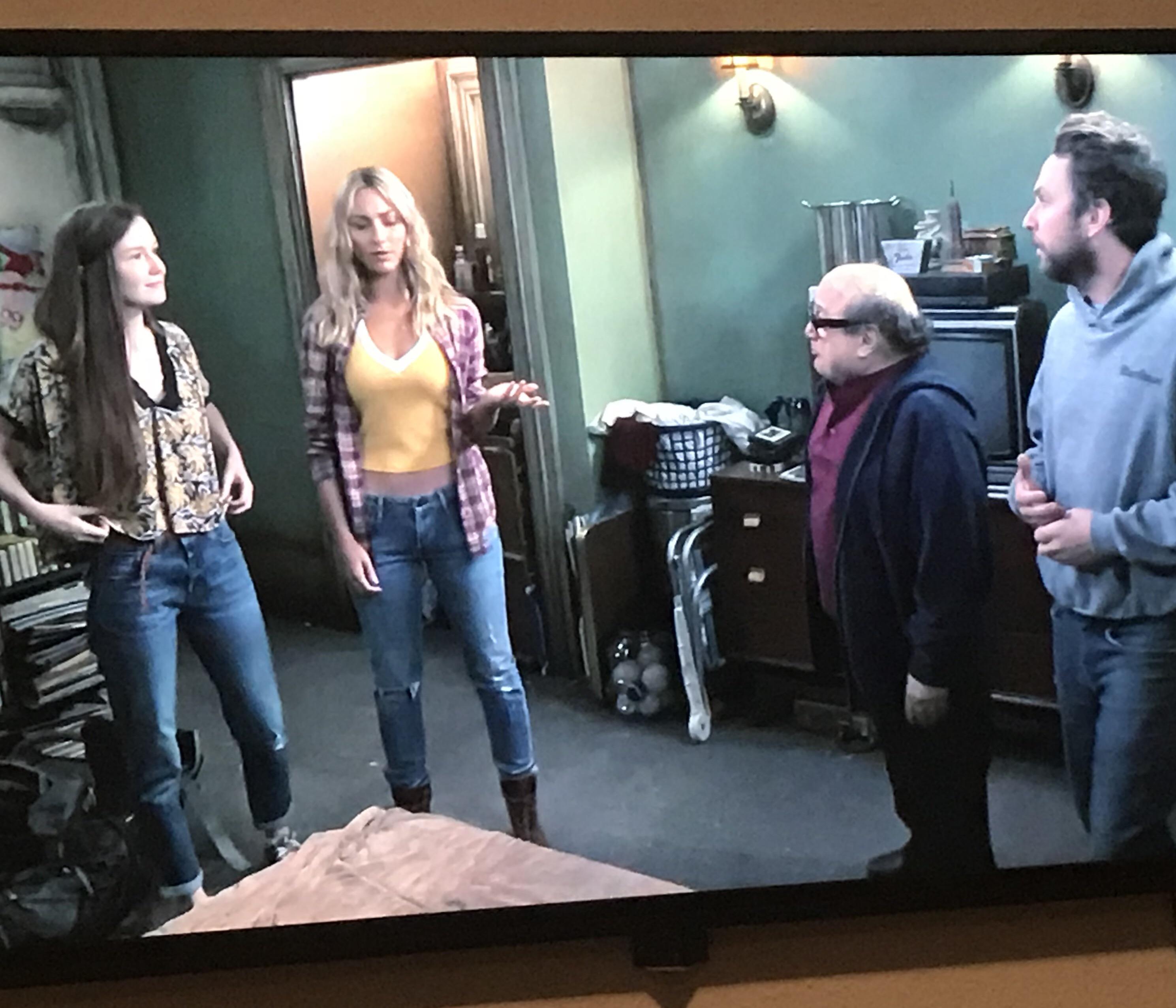 Emily Is On The New Episode Of Its Always Sunny In Philadelphia That Aired Tonight Scrolller