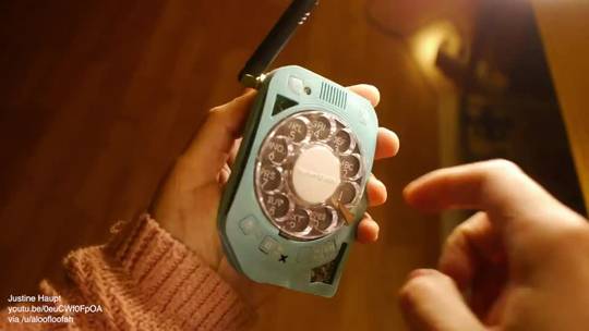 Engineer builds a rotary cell phone and open sources it | Scrolller