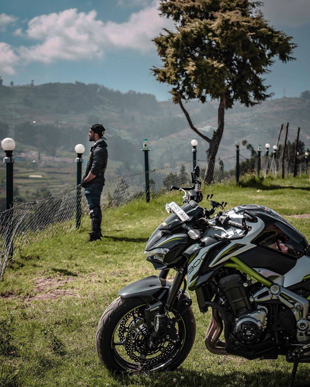 Enjoying the view in Ooty, India with Kawasaki Z900 | Scrolller