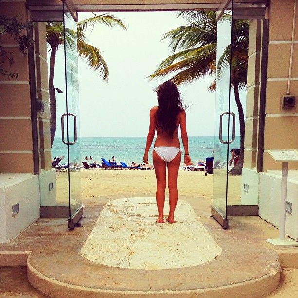 Entry to paradise | Scrolller