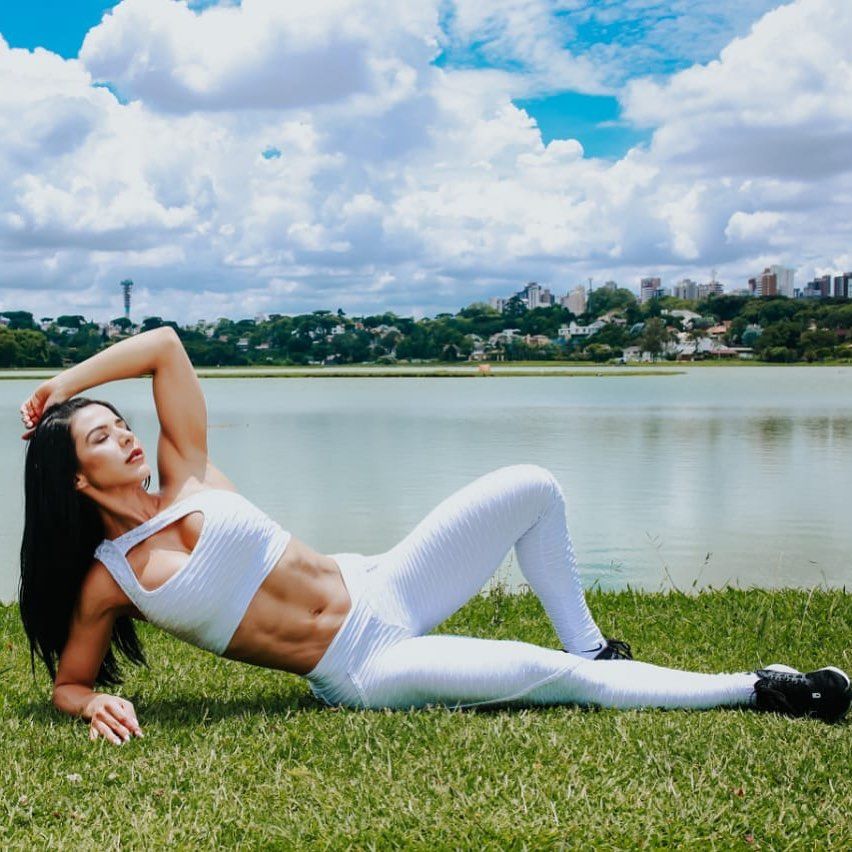 Eva Andressa | Scrolller