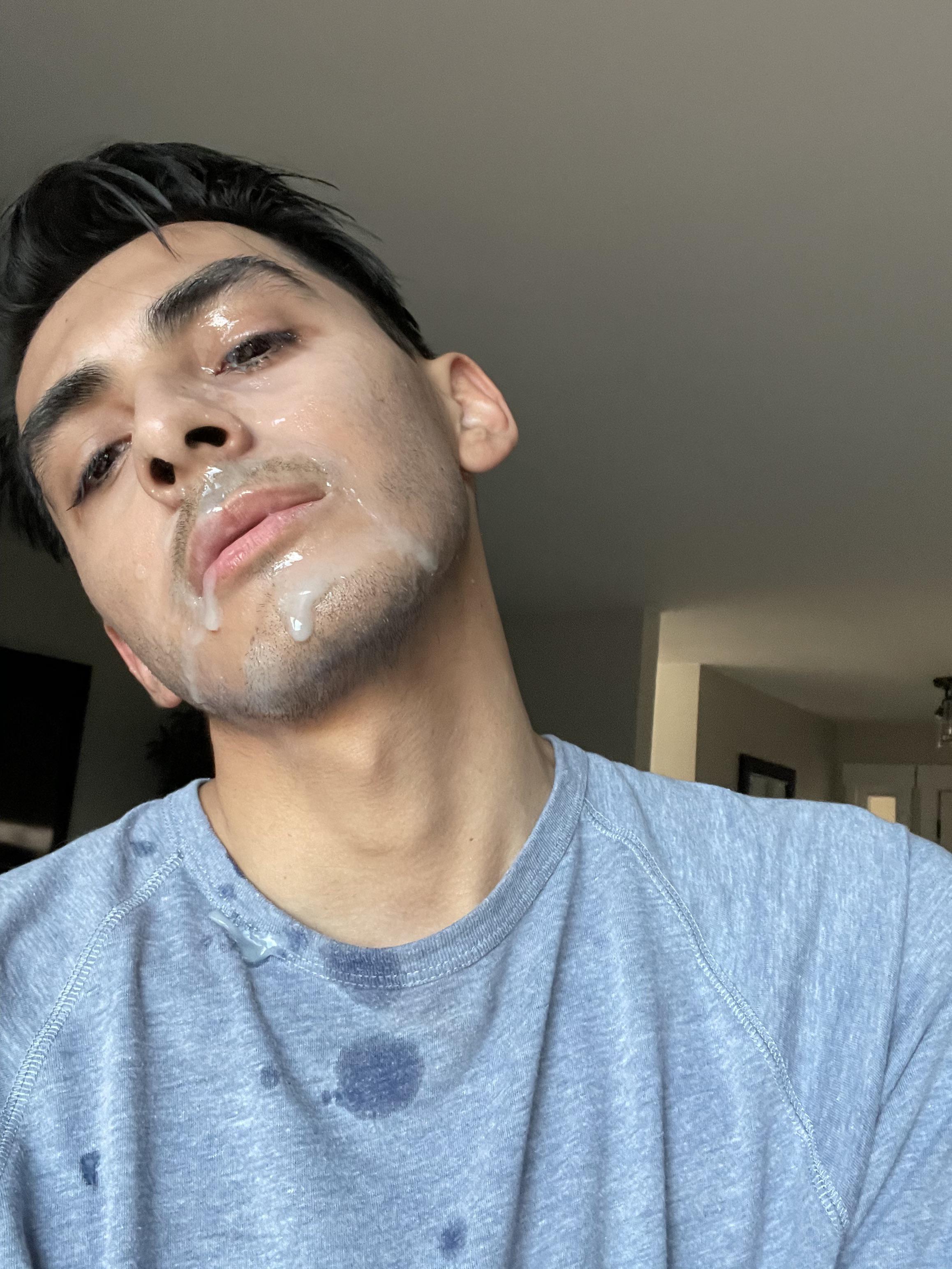 Everyone loves a facial | Scrolller