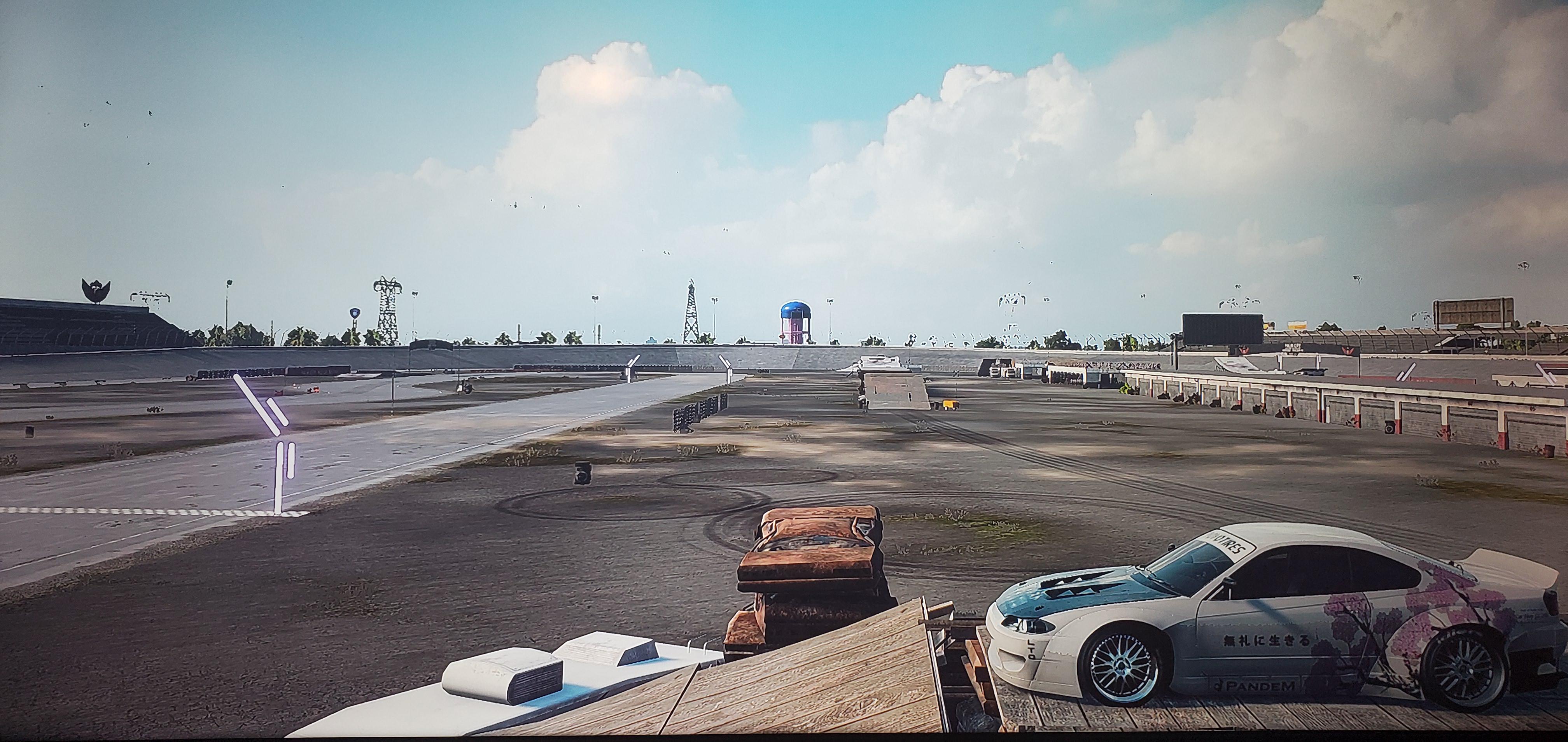 Everyone wants to drag, nobody wants to drift | Scrolller