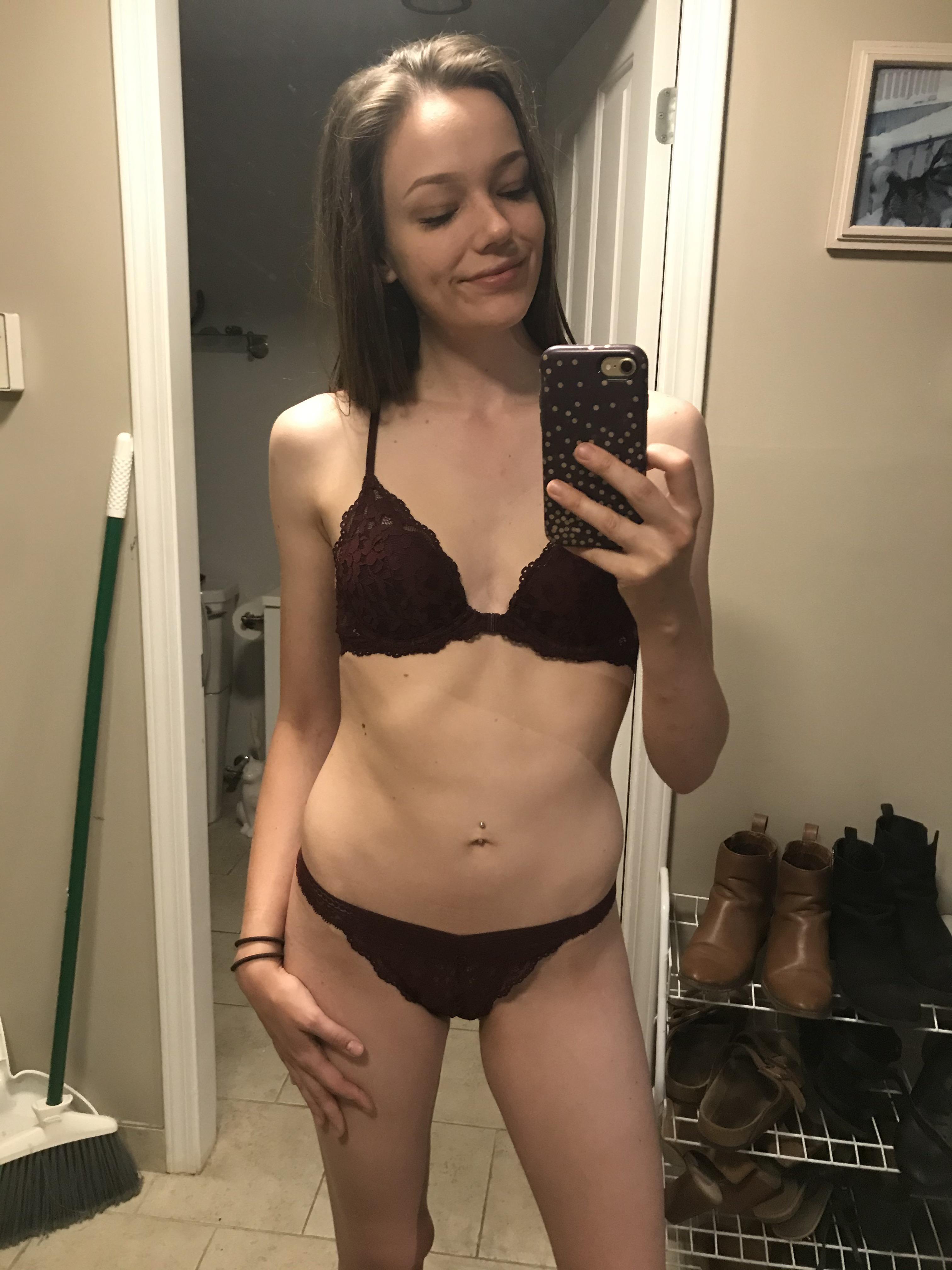 (F)eeling good | Scrolller