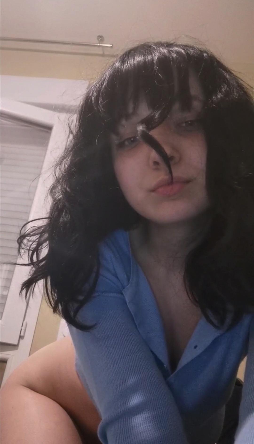 [F] Finally 21 :) | Scrolller