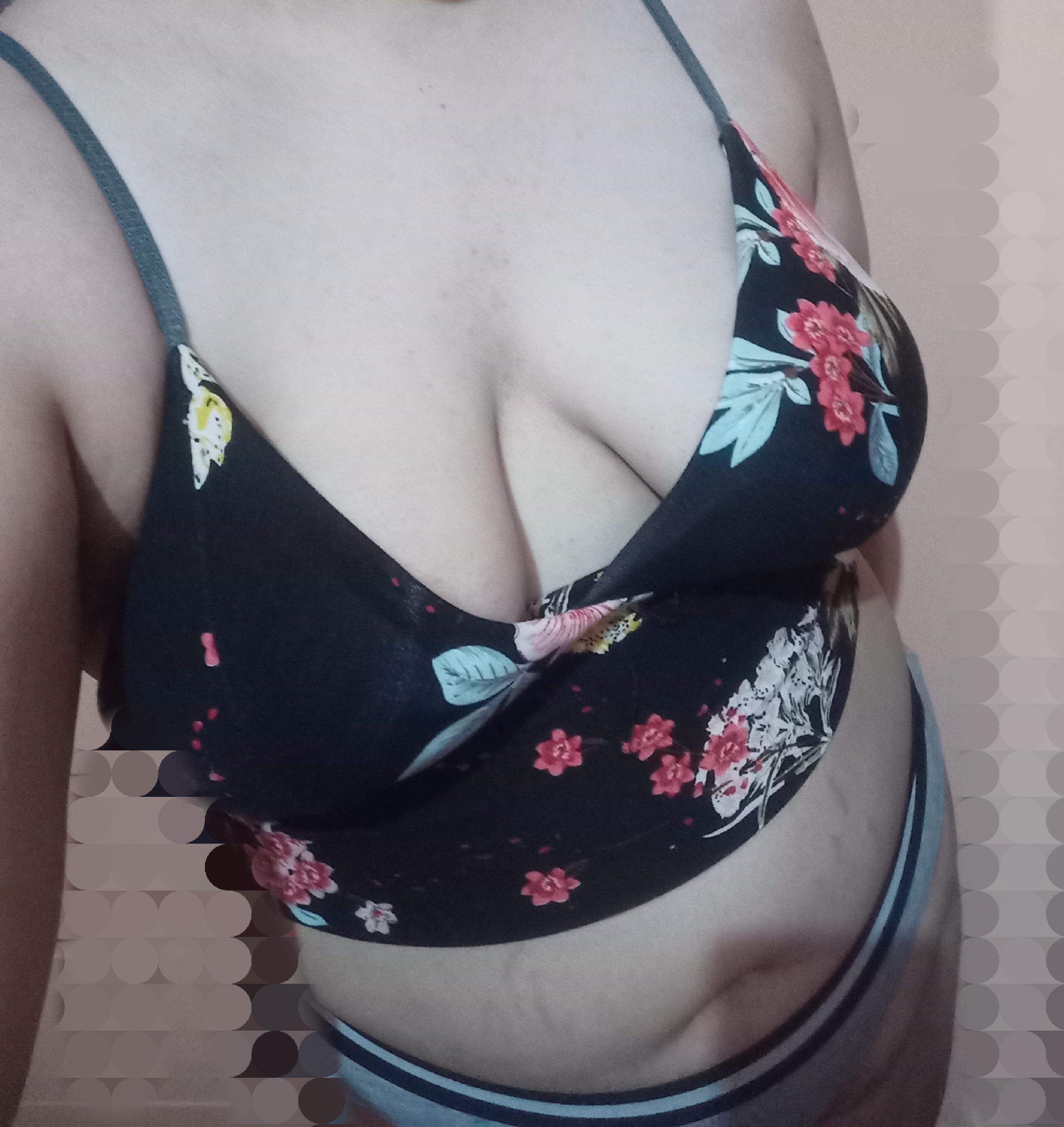 Tama lang ba nabili kong bralette? | Scrolller