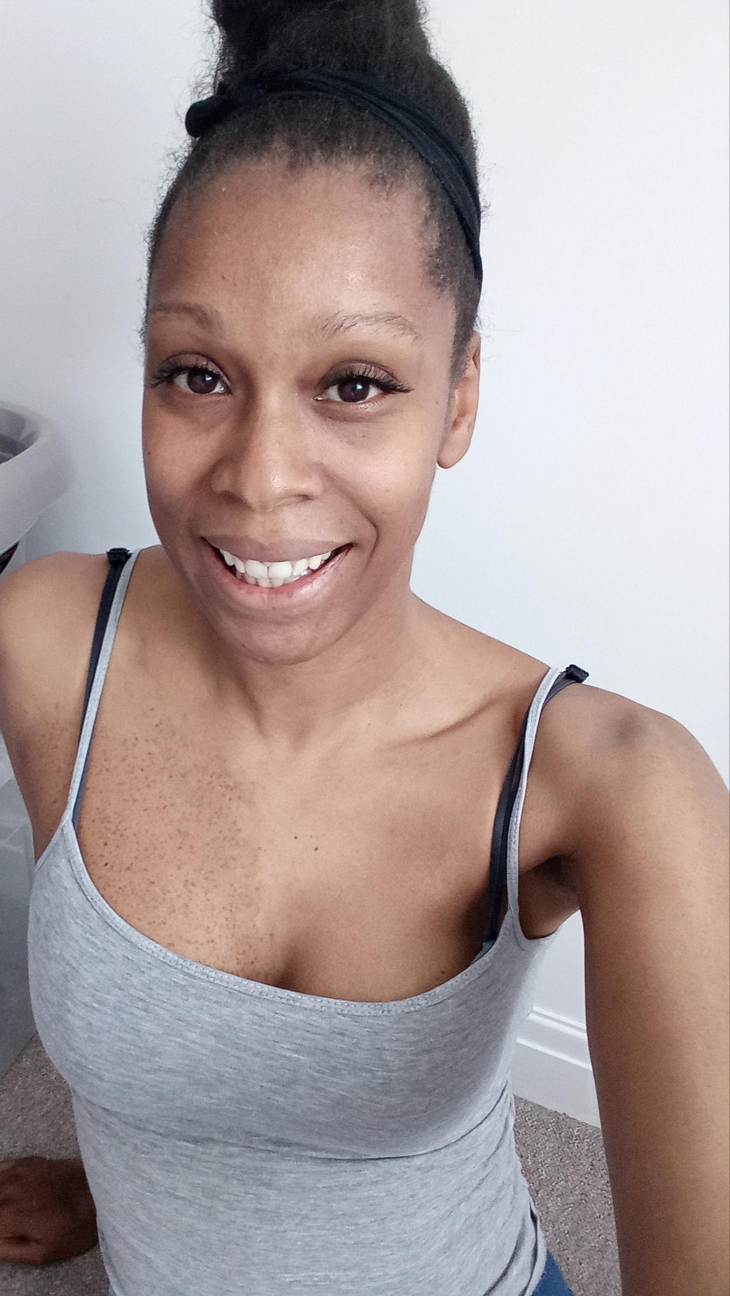 [f] No Make Up Day And Smiles Day Scrolller