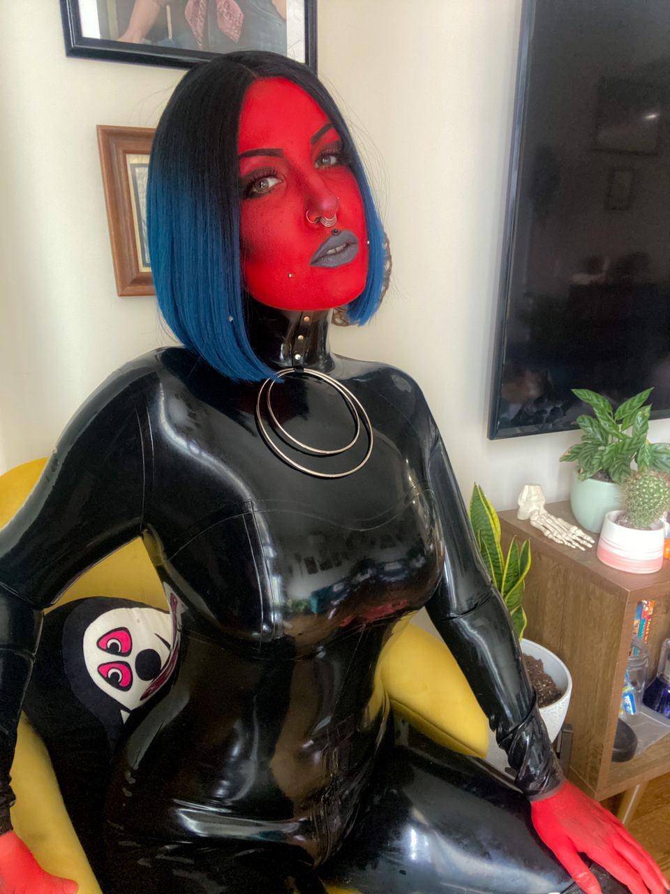 [f] [oc] Hot 🔥 Hot 🔥 Hotter than Hell | Scrolller