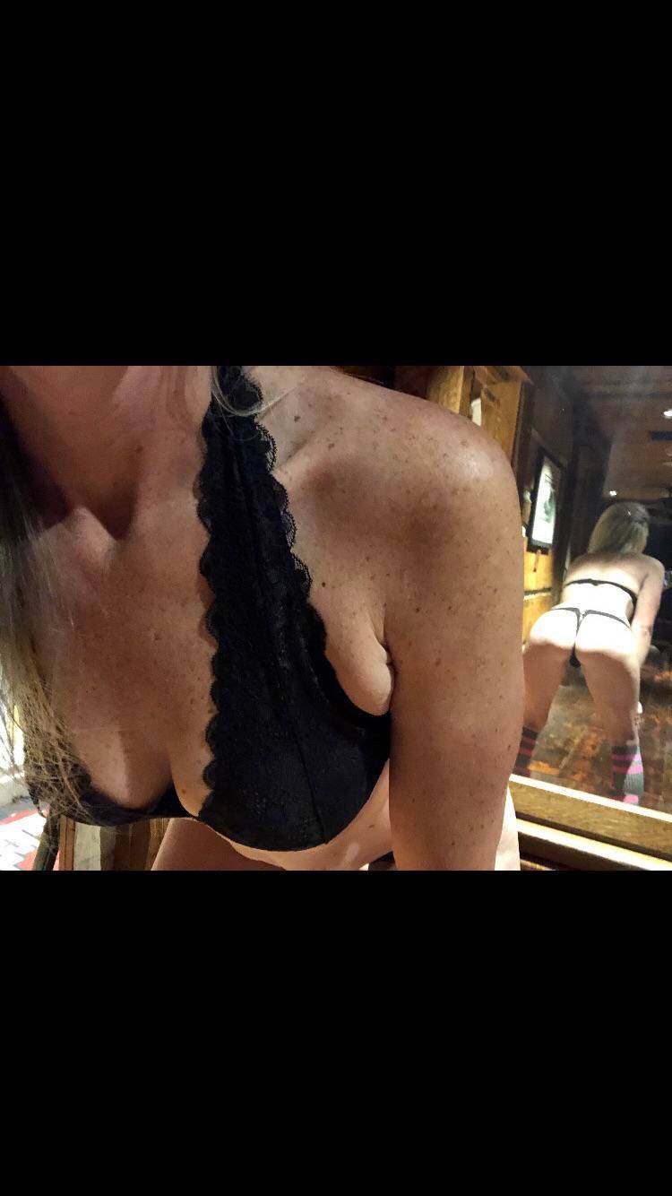 [F]ront or back? | Scrolller