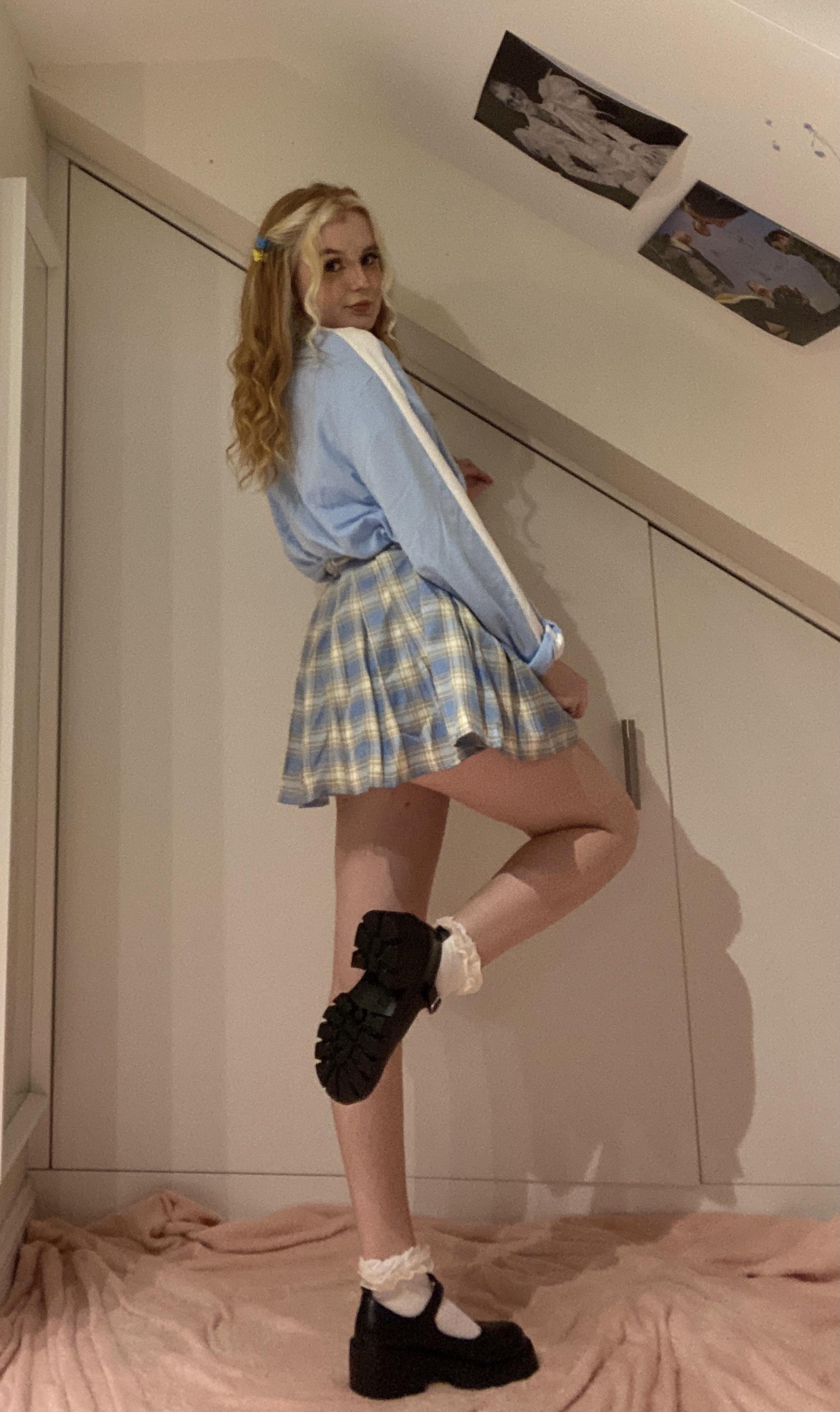 [F18 self timer] New shoes!