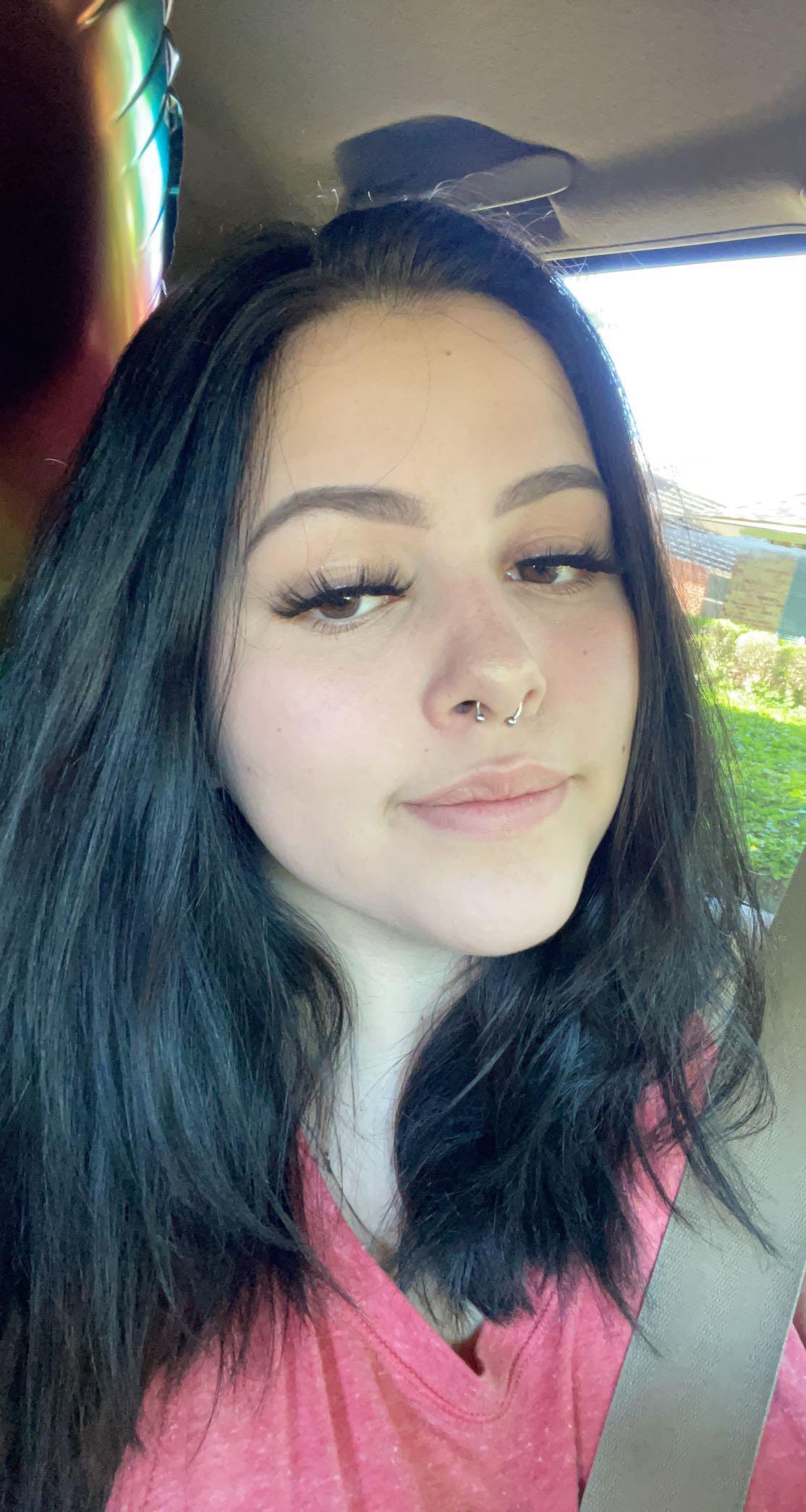 f18 with some pretty brown eyes🙈💖 | Scrolller