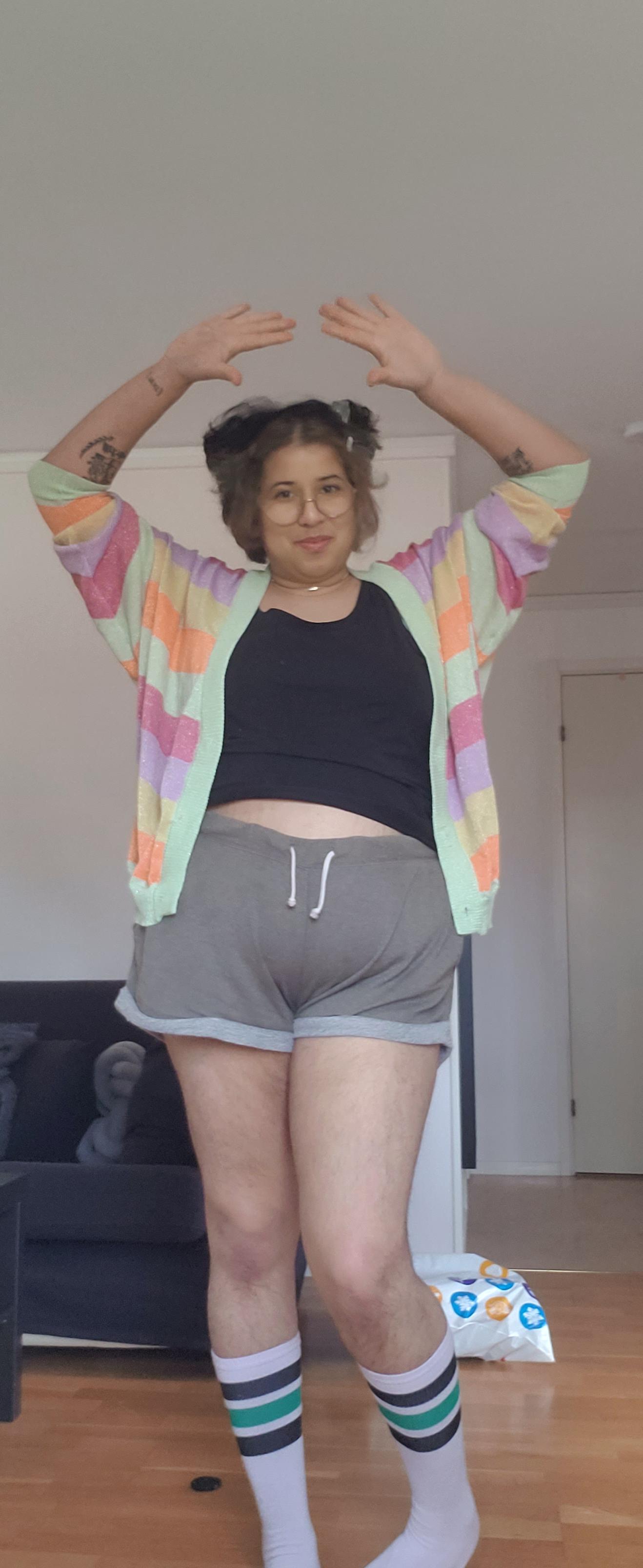 F24 - Sweden, feeling Hella cute today 🙈 | Scrolller