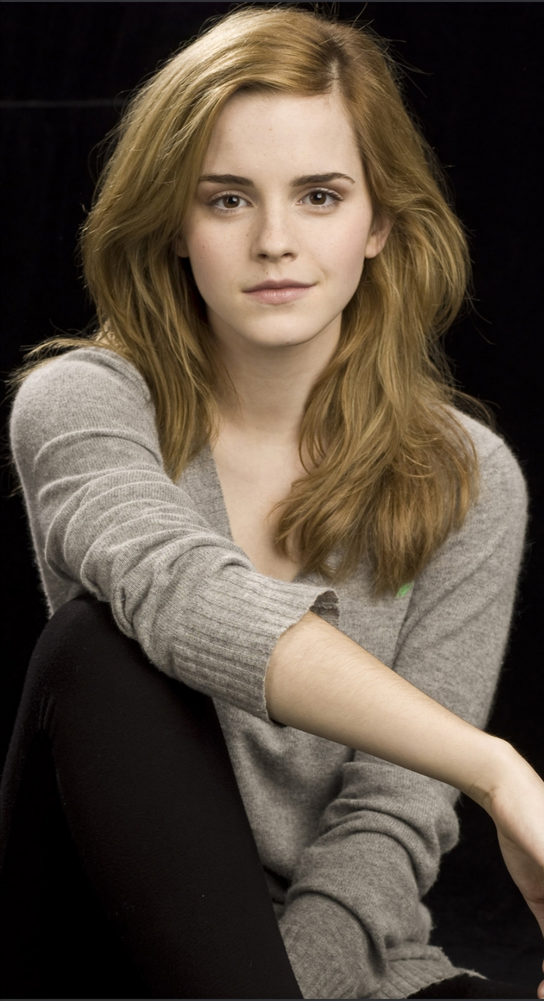 Facefuck is an understatement compared to what I want to do to Emma Watson's amazing face ...