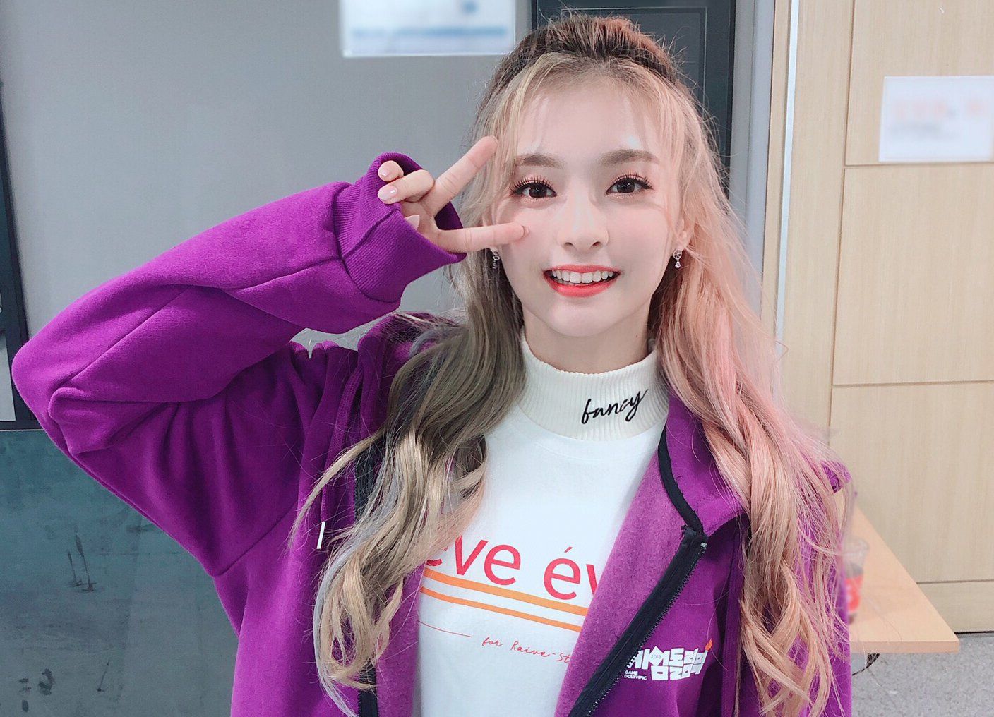 fancy. (Naky) | Scrolller