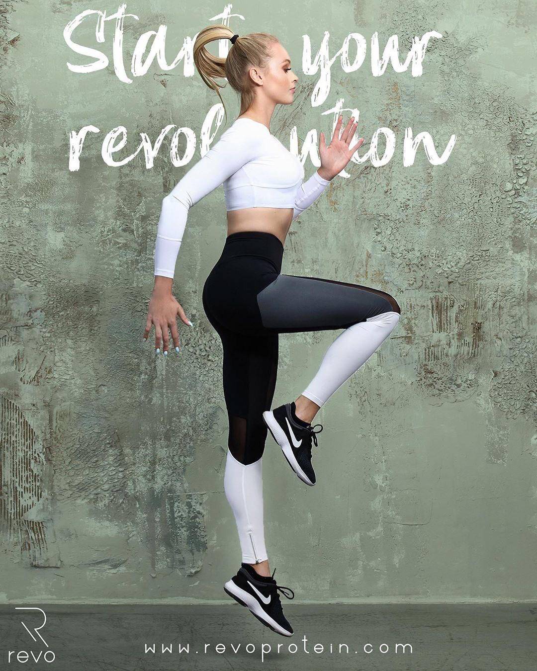 Fanny stollar | Scrolller