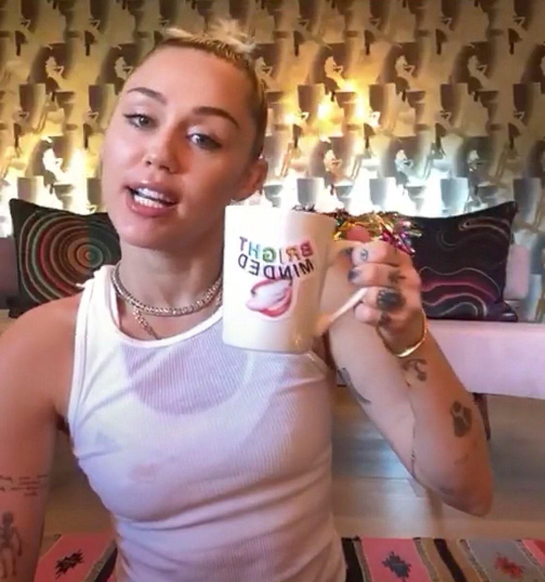 Favorite coffee cup | Scrolller