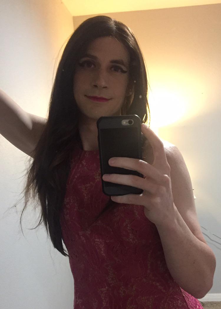 Feelin’ cute! ☺️ | Scrolller