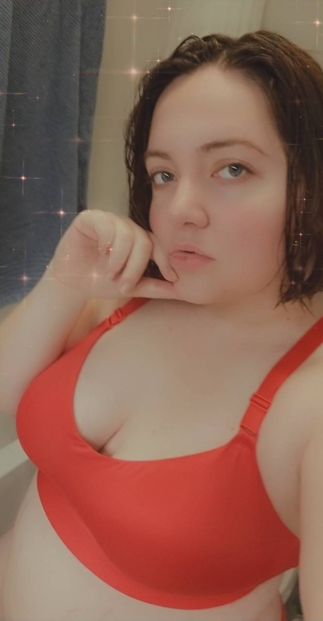 Feelin cute | Scrolller