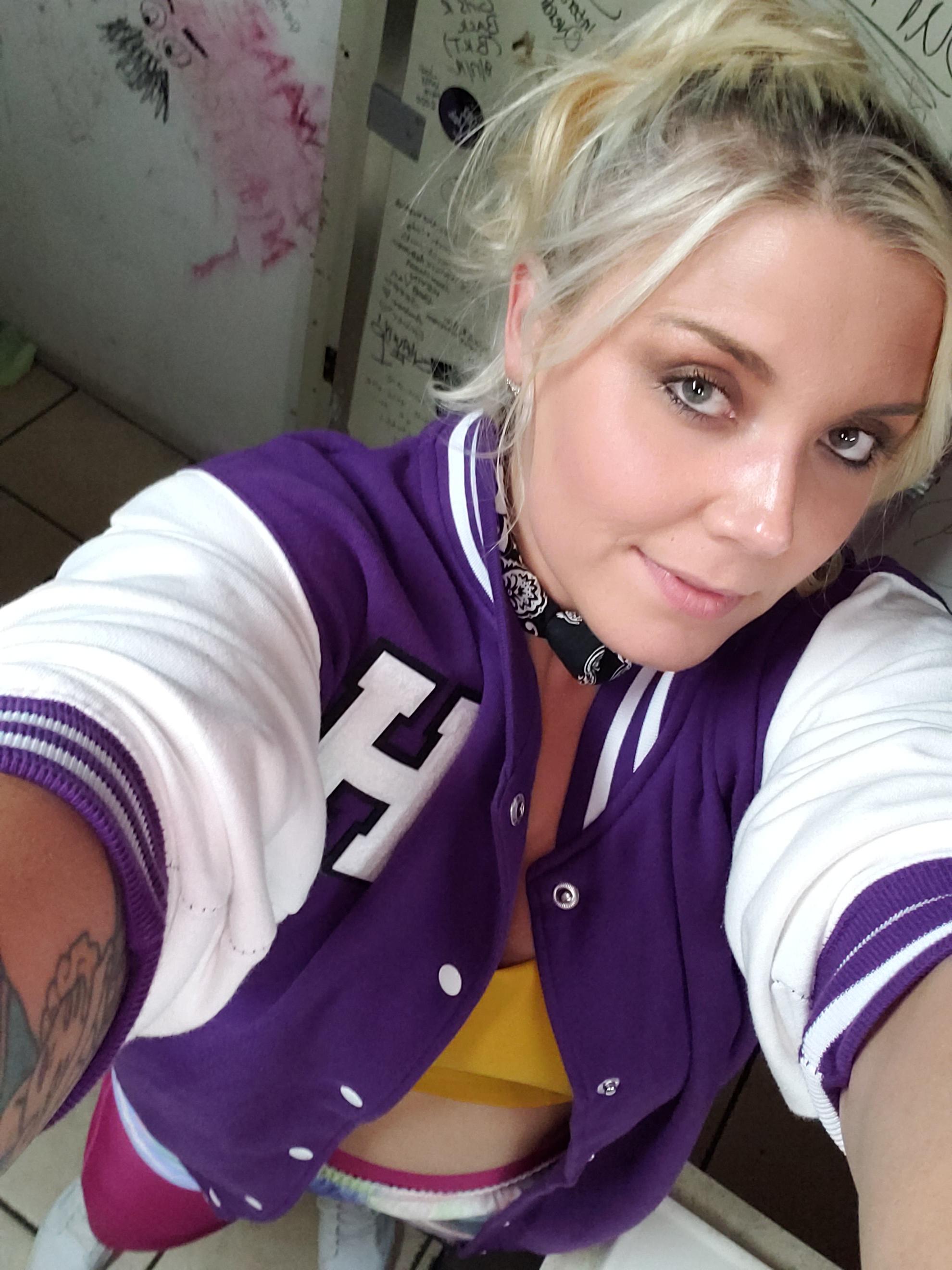 Tipsy 18+ | Scrolller