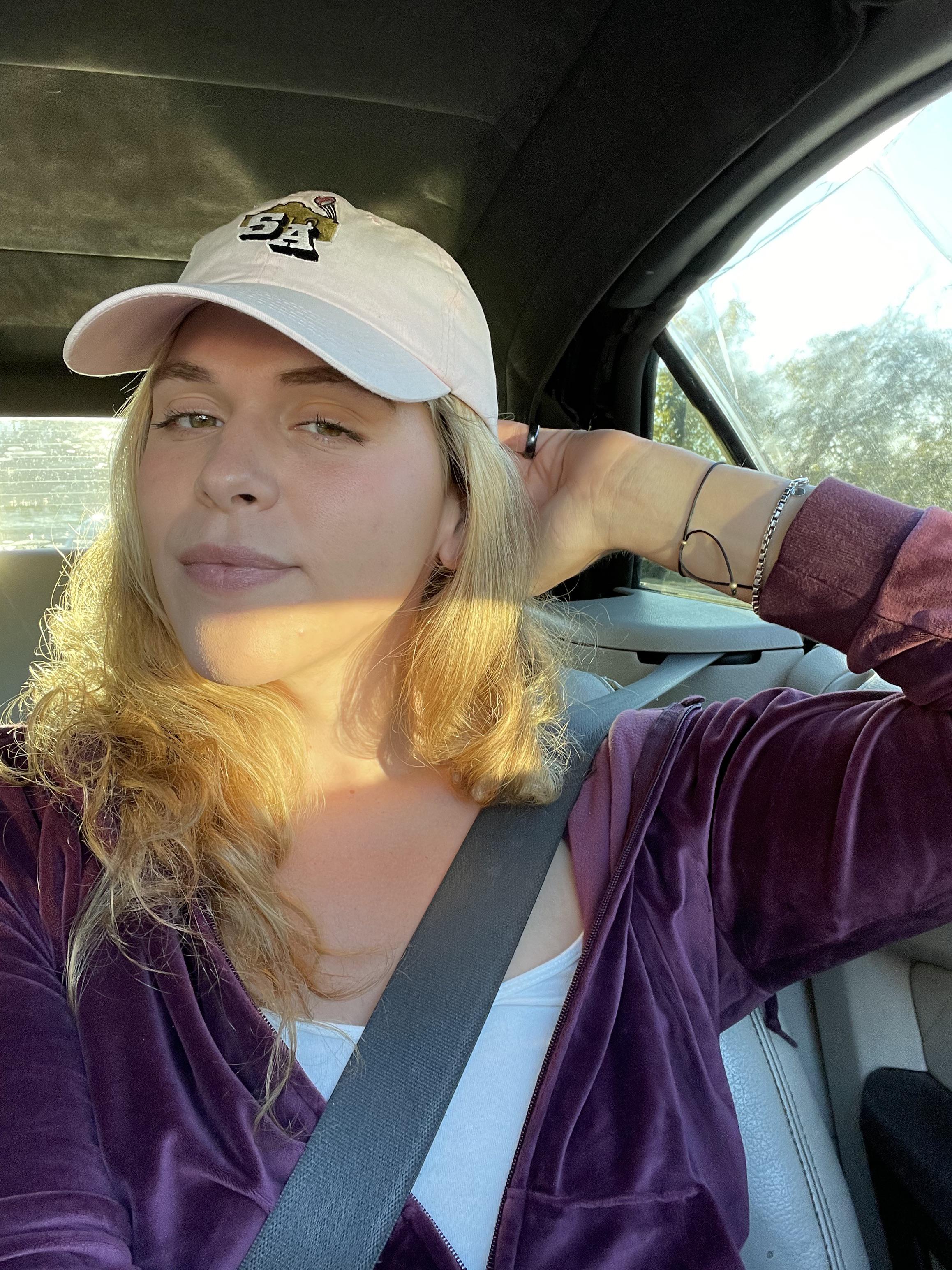 Feeling beautifully femme today | Scrolller