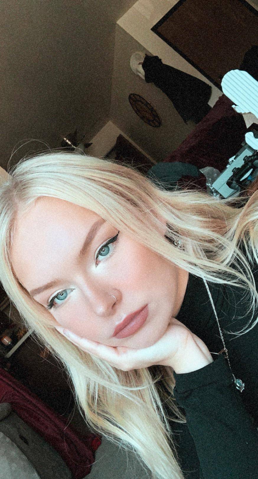 🖤feeling great | Scrolller