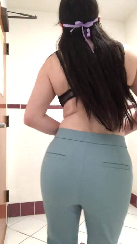 Feeling so oooh la laaa in this set | Scrolller