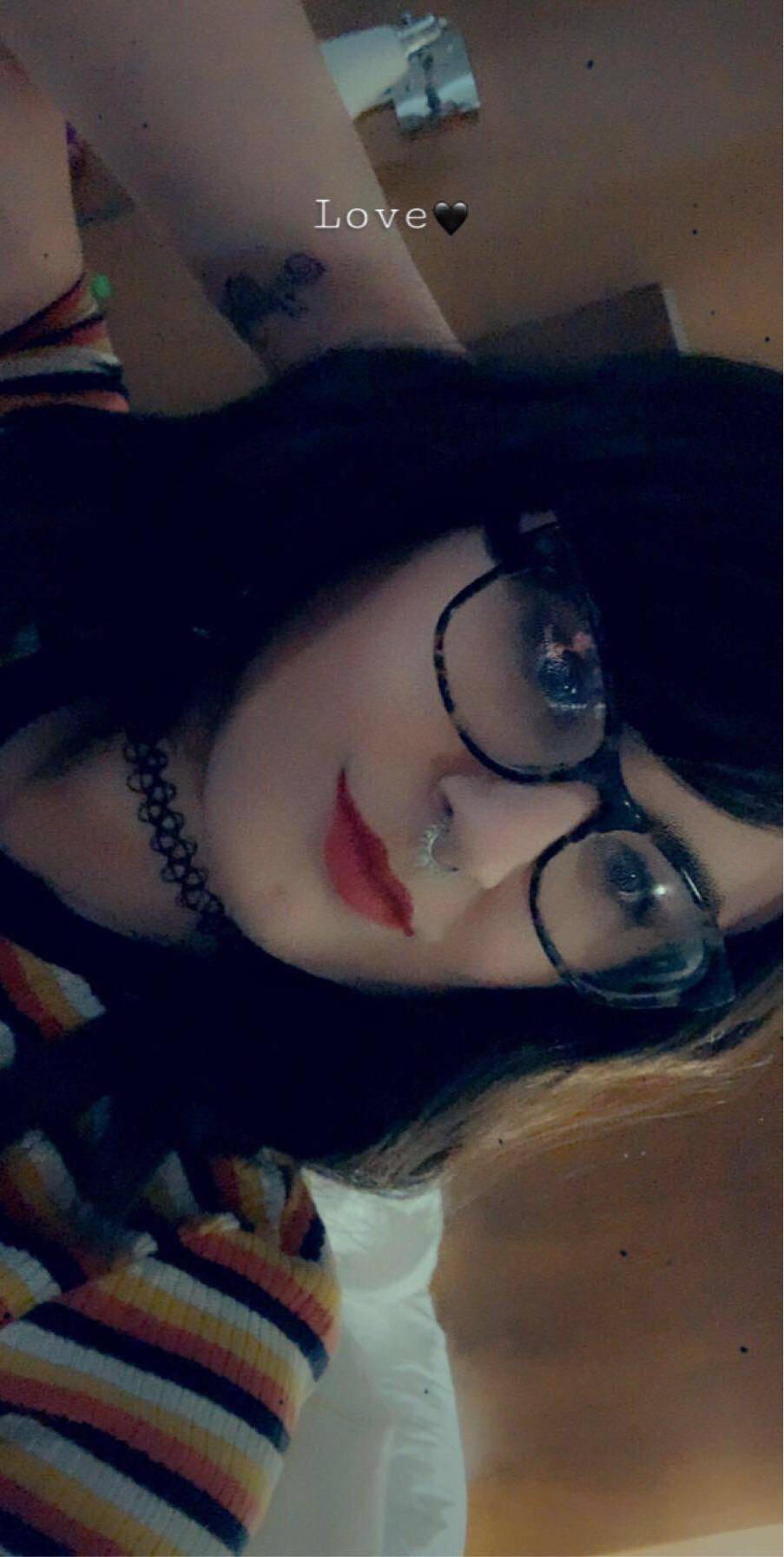 Felt cute today. (28) | Scrolller