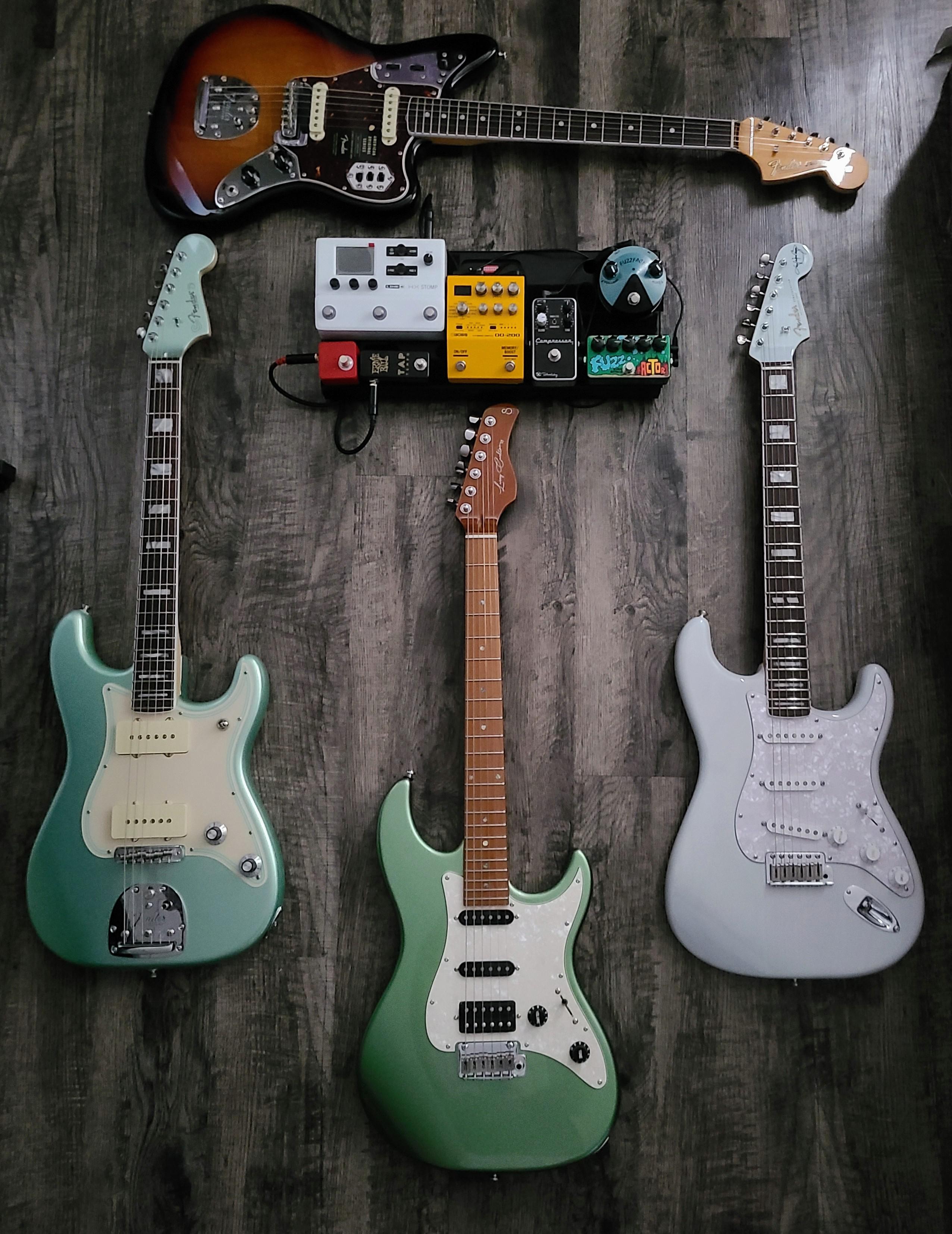 Fender Friday (with a convincing imposter) | Scrolller