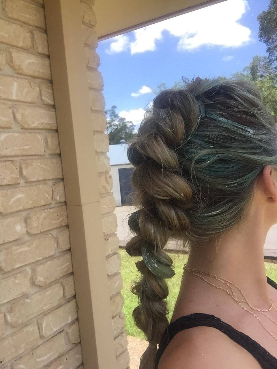 Festival Pull-Out Braid - 1st Attempt | Scrolller