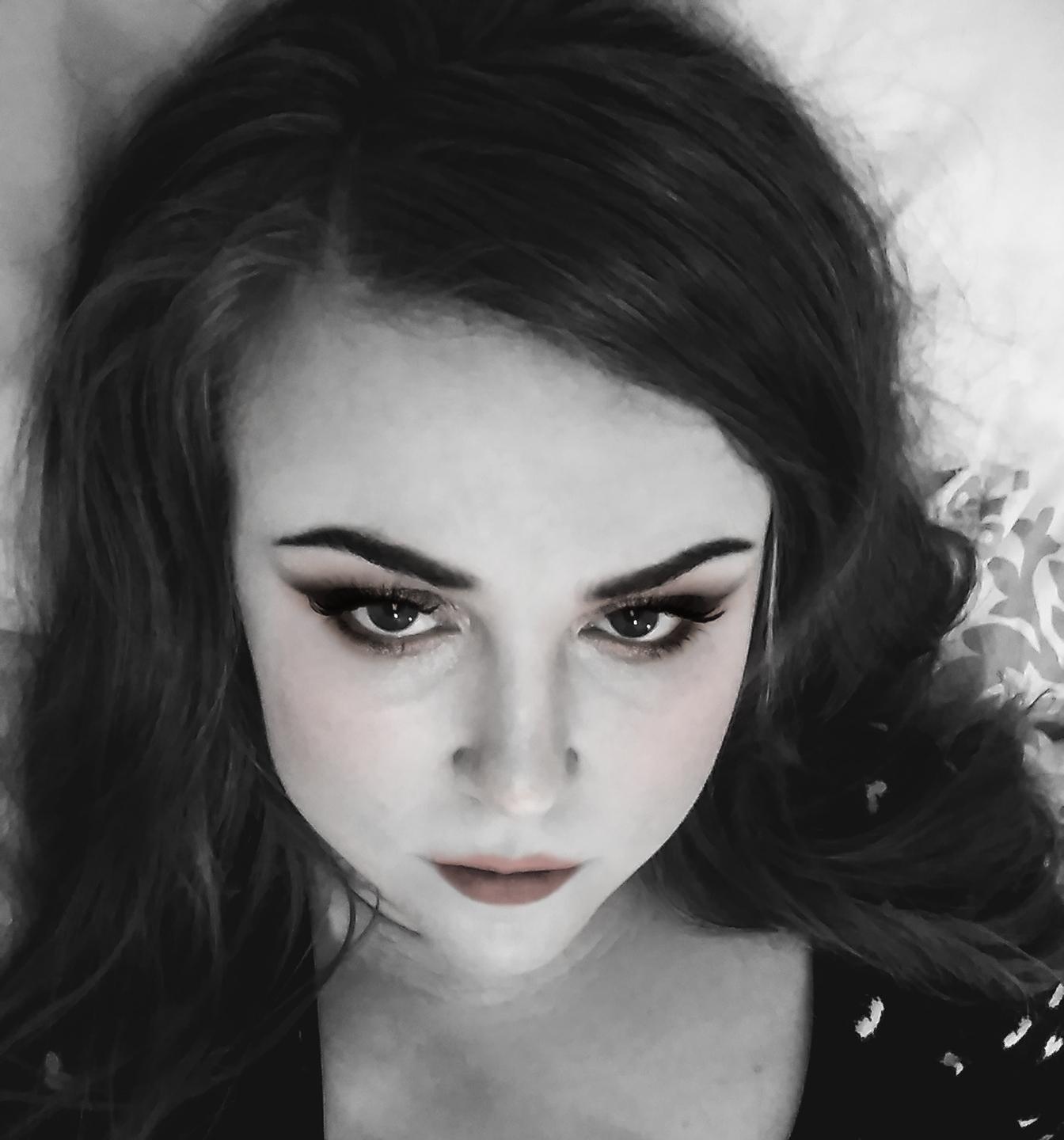 Filters, angles, and existential dread 🎀 🎀 | Scrolller