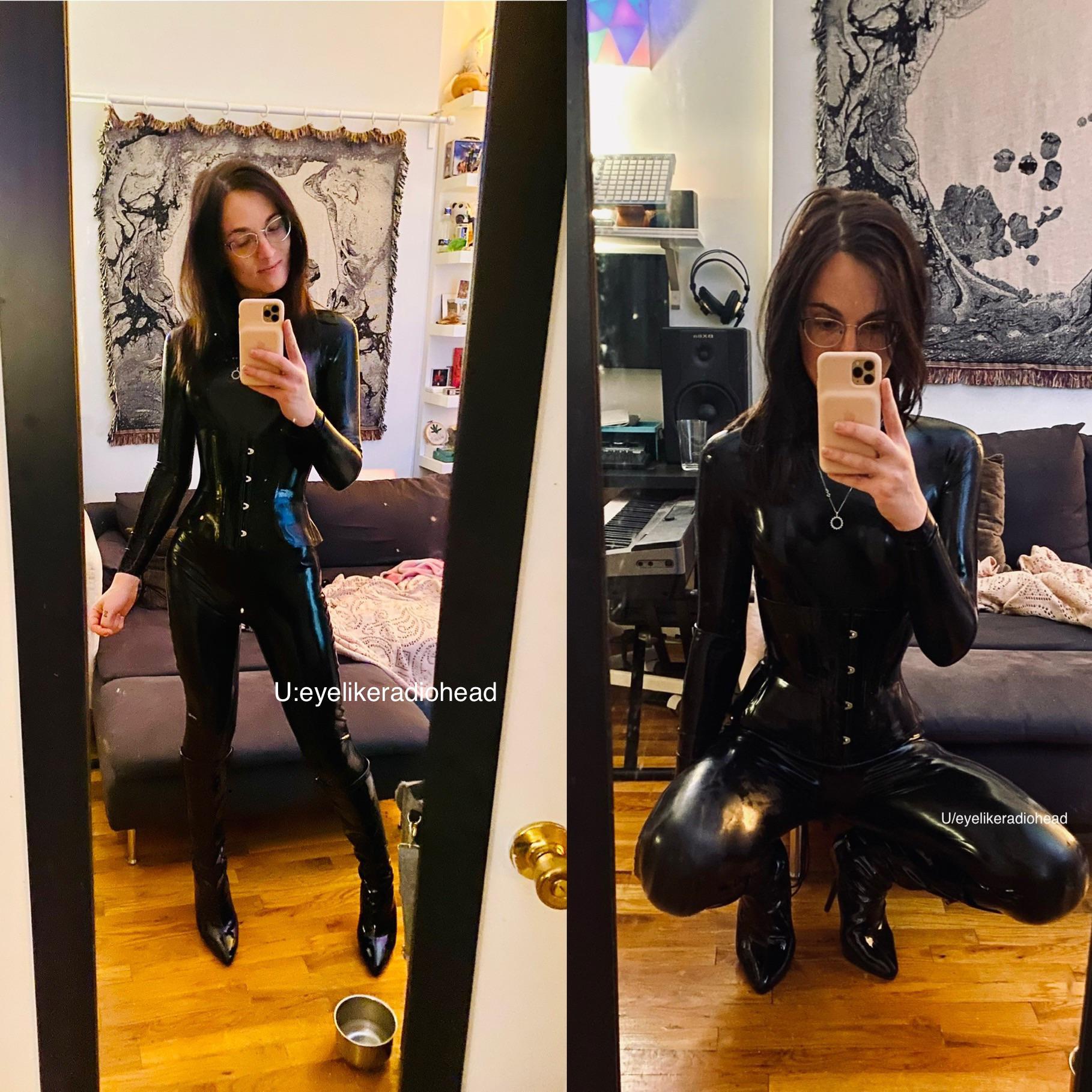 Finally got this outfit together - don’t worry it has a crotch zip 🖤 | Scrolller