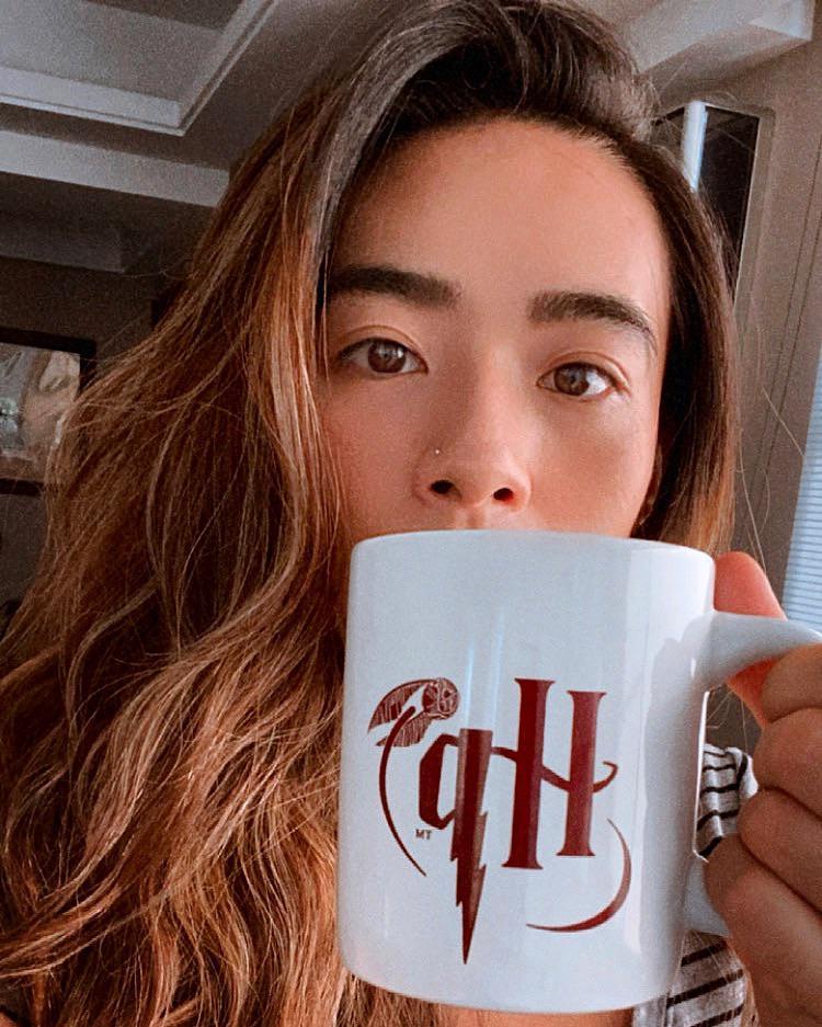 Finally it’s Friday here ☕️ I’m curious where are you guys from in this ...