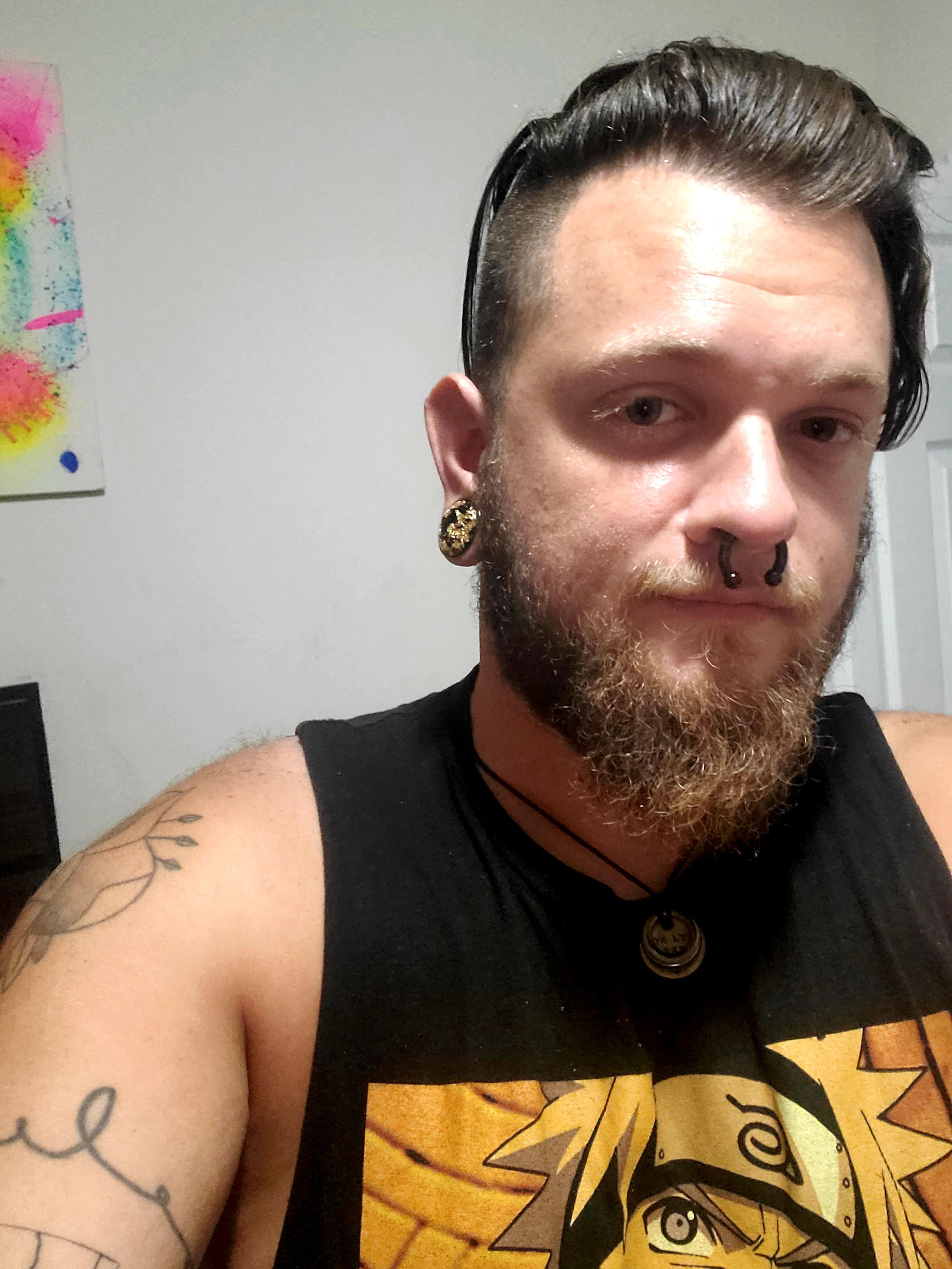 Finally reached goal sizes, 1" ears 6g septum 👽👌 | Scrolller